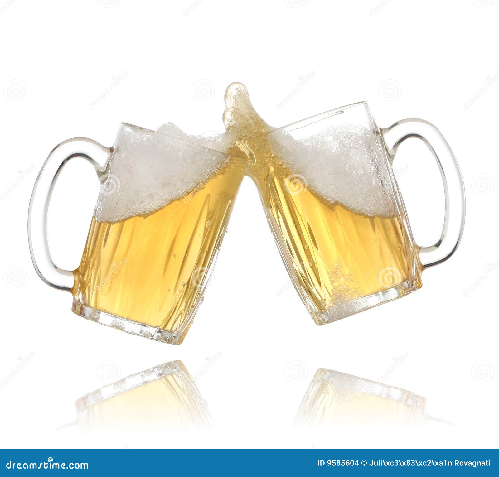 Pair of Beer Glasses Making a Toast Stock Photo - Image of bubbles ...