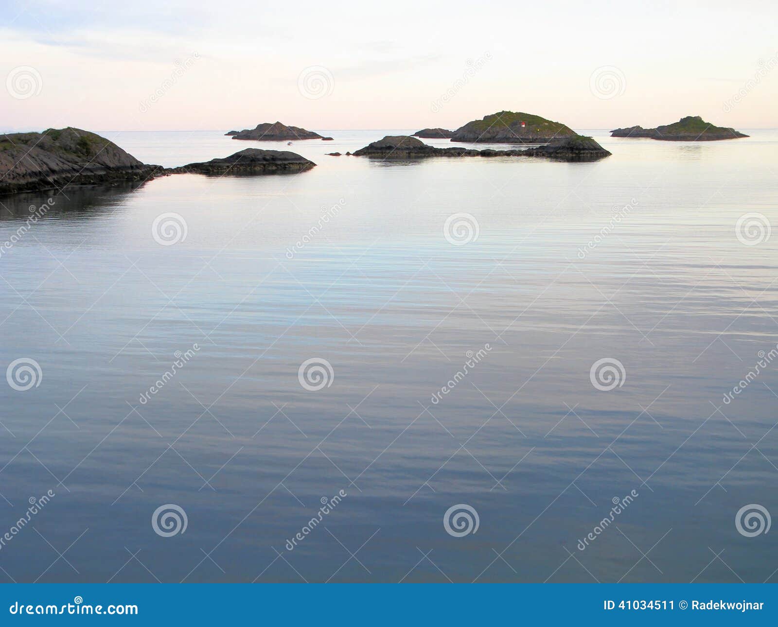 Paisagem do mar calmo imagem de stock. Imagem de litoral - 41034511