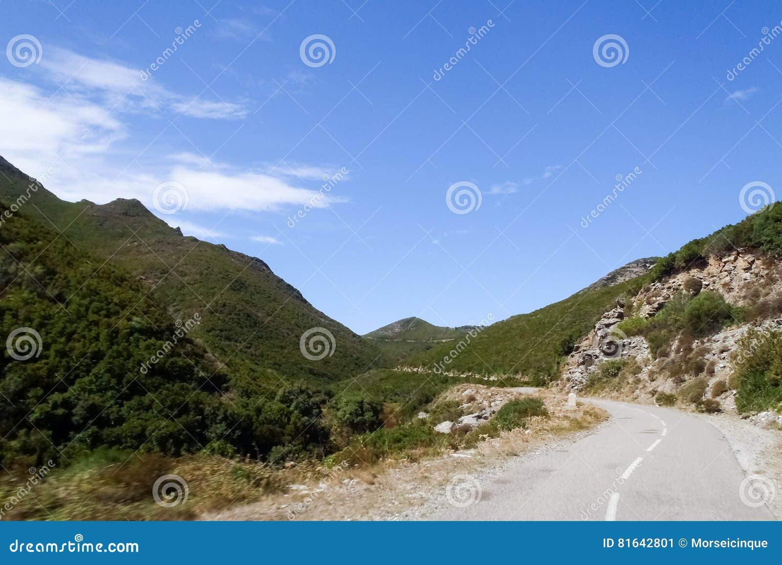 Paisagem Litoral E Floresta De Cap Corse Imagem de Stock - Imagem de ...