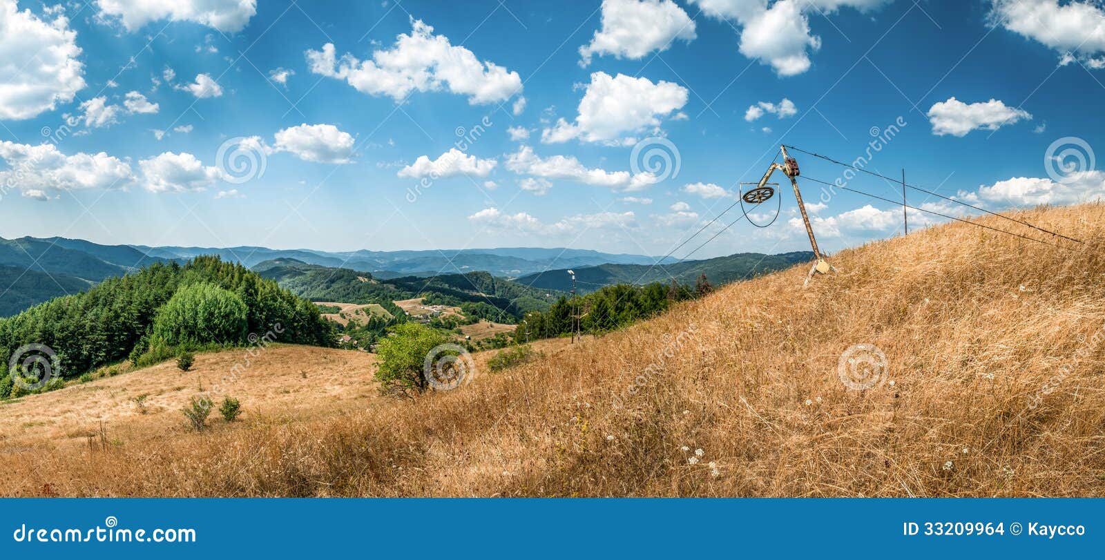 Paisaje foto de archivo. Imagen de azul, hacia, nubes - 33209964