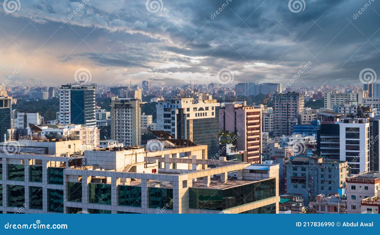 Paisaje Urbano De La Ciudad De Daca Bangladesh Foto de archivo - Imagen ...