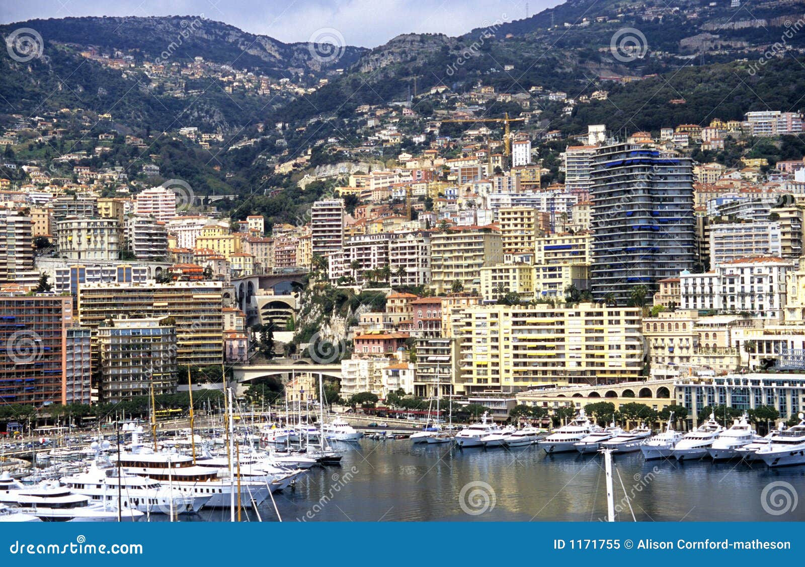 Paisaje urbano de Mónaco imagen de archivo. Imagen de cityscape - 1171755