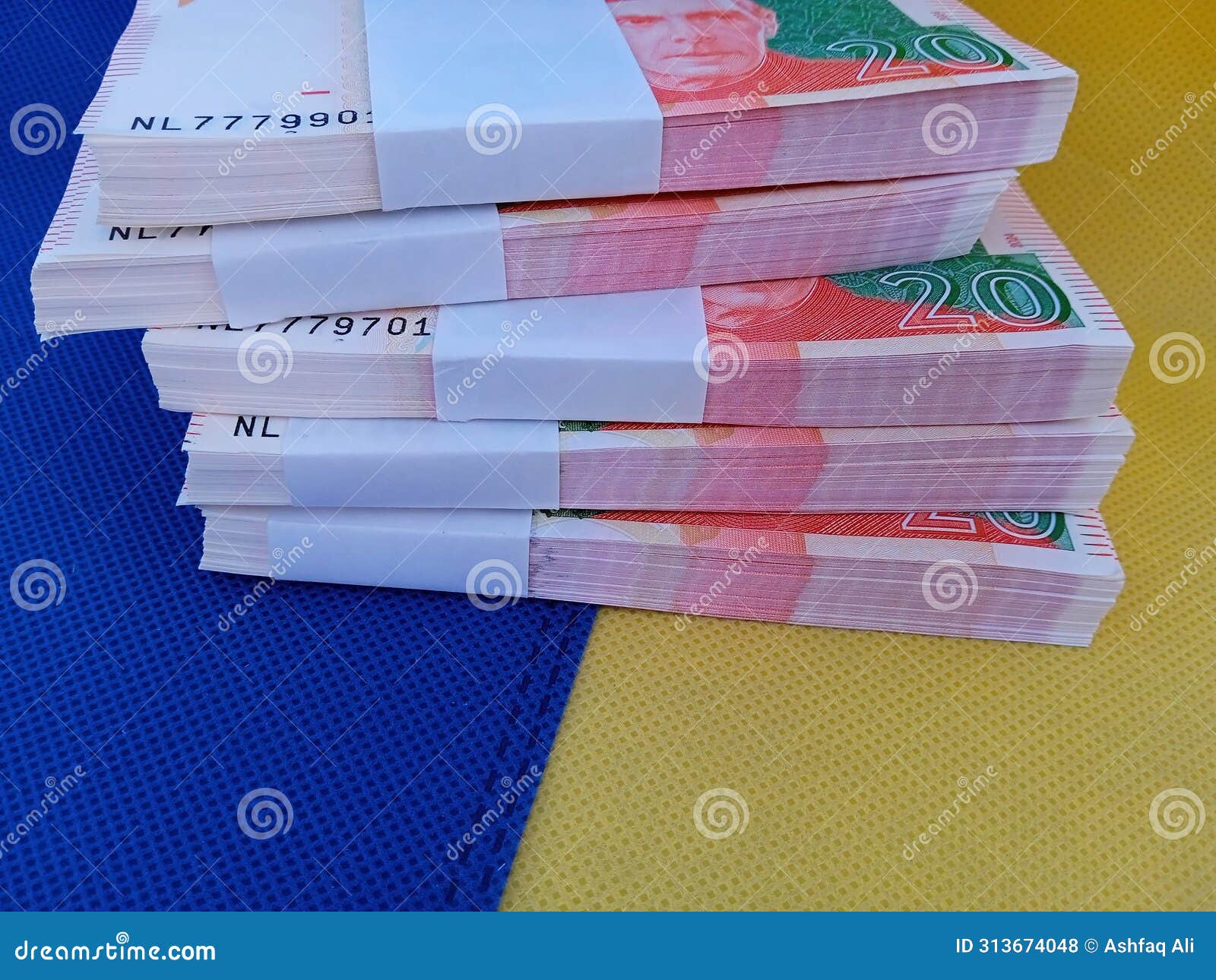 Pakistani Currency New Note 20 Rupees Bundle. New Copy of Rs.20 Stock ...