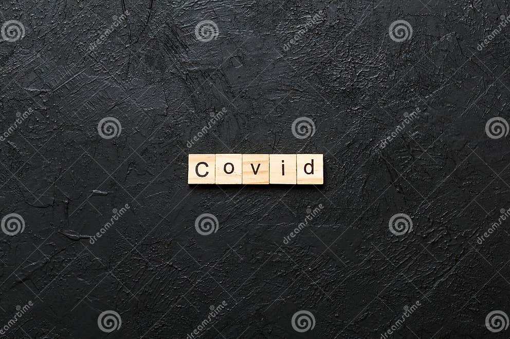 Palabra Codificada Escrita En Bloque De Madera. Codificar El Concepto ...