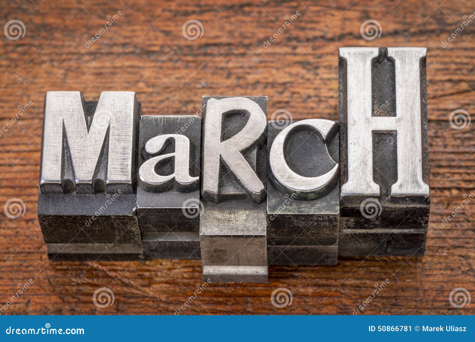 Palabra De Marzo En Tipo Del Metal Imagen de archivo - Imagen de texto ...