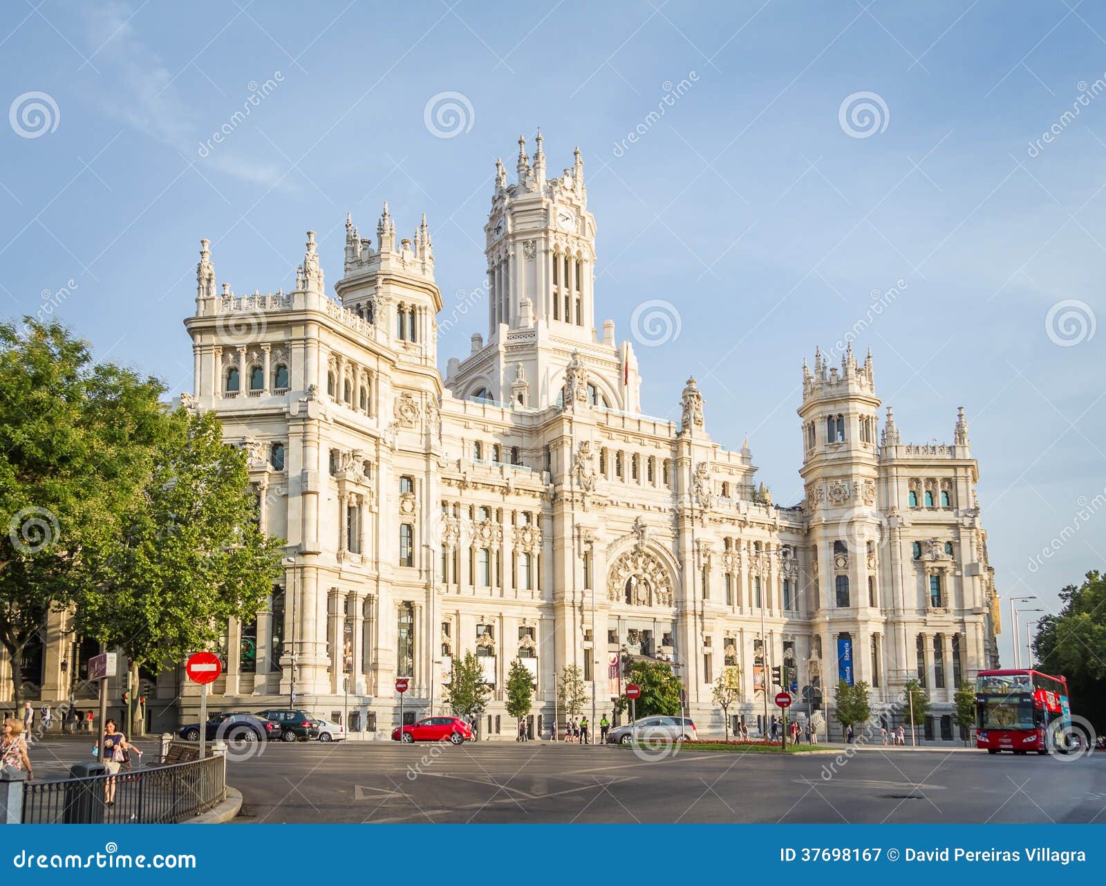 Palace of Communications in Cibeles Square, Madrid Editorial ...