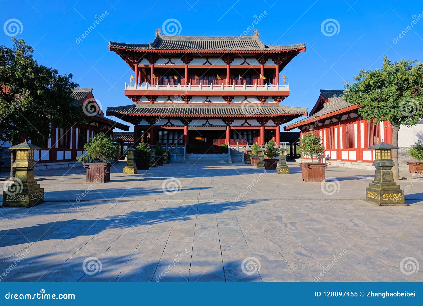 The Palace of Fenyang stock image. Image of blue, chinese - 128097455