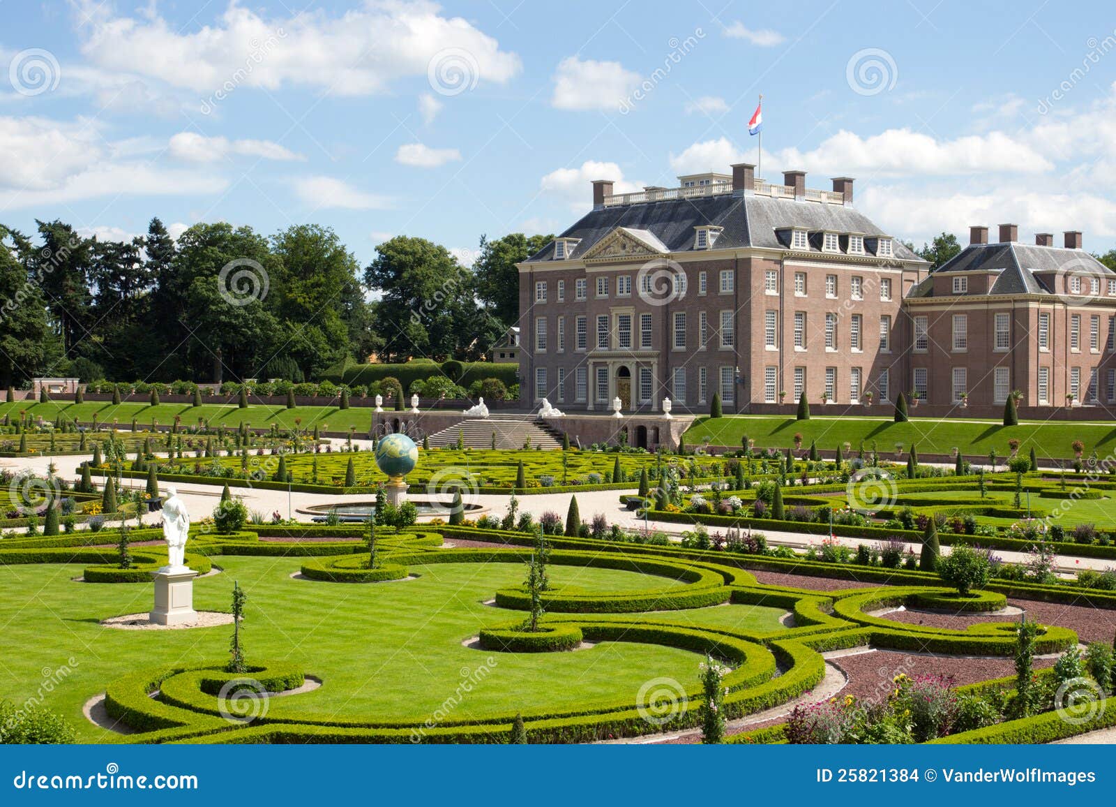 Palace & garden stock photo. Image of king, green - 25821384