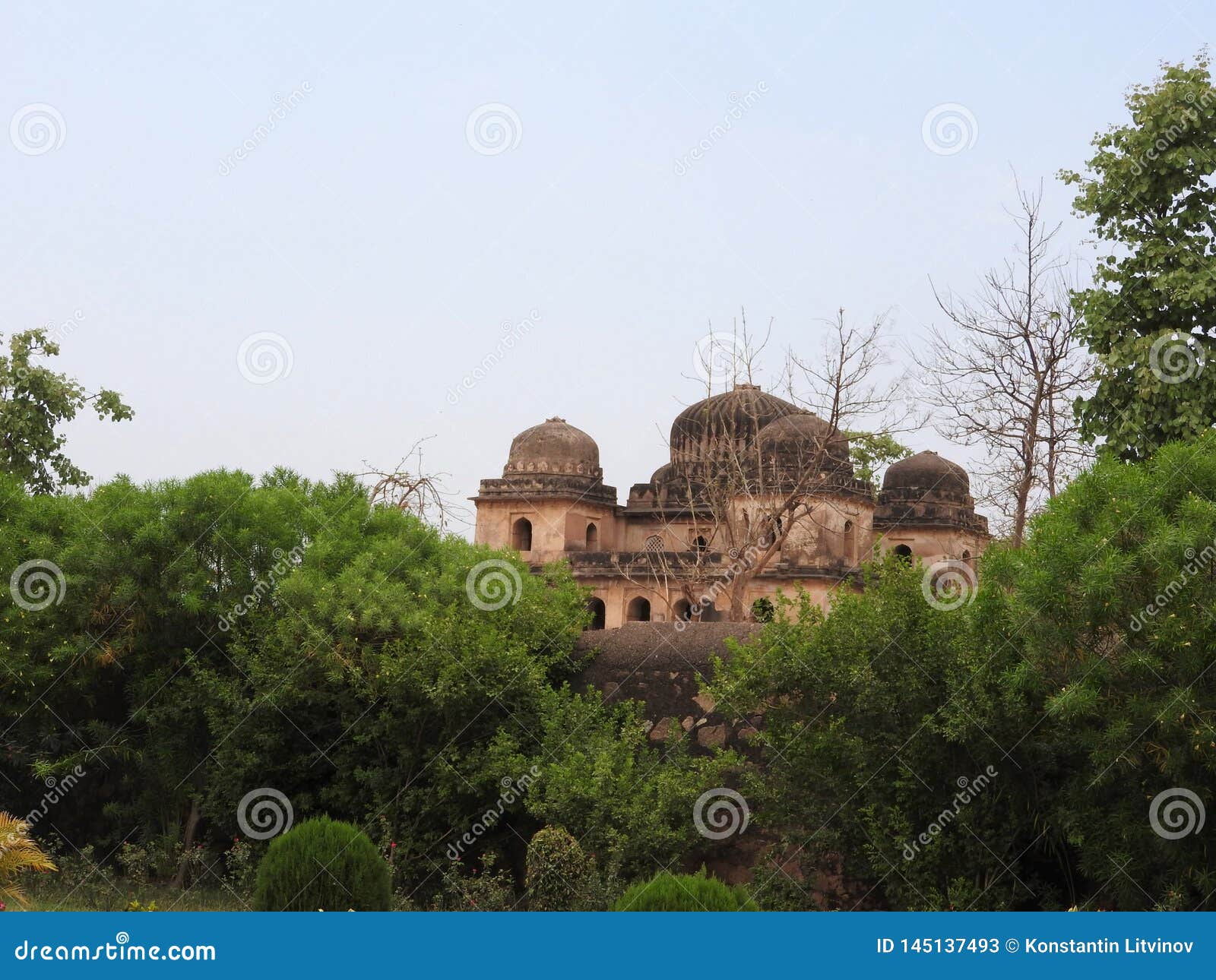 Palace Temple Complex in Orcha. Madhya Pradesh Stock Image - Image of ...