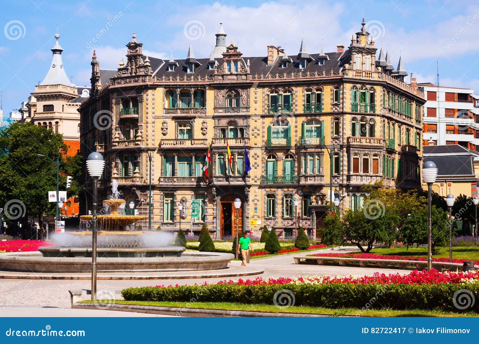 Palacio De Chavarri En Verano Bilbao Fotografía editorial - Imagen de ...