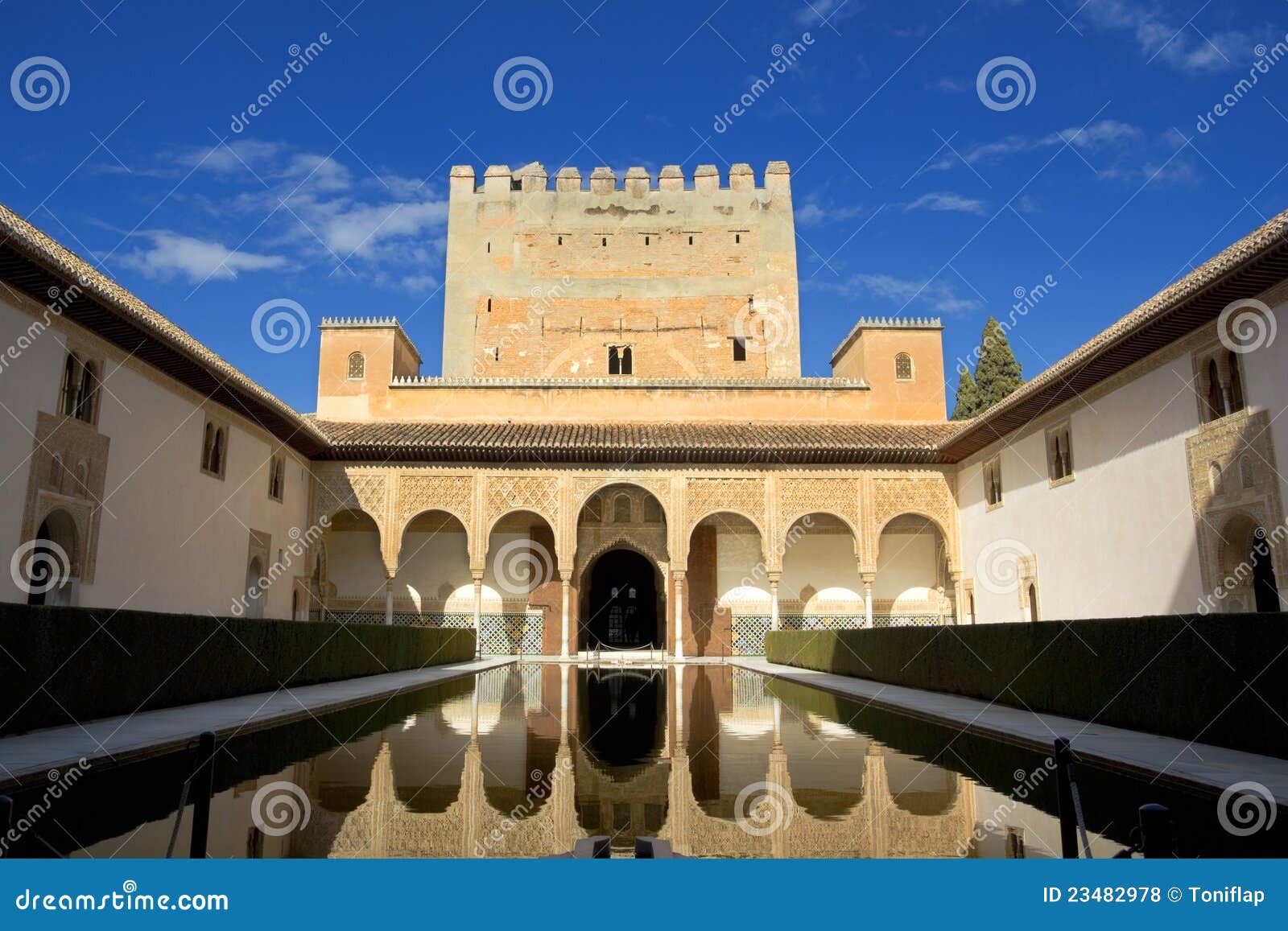 Palacio Nazaries De Alhambra, Granada, Spain Foto de Stock - Imagem de ...