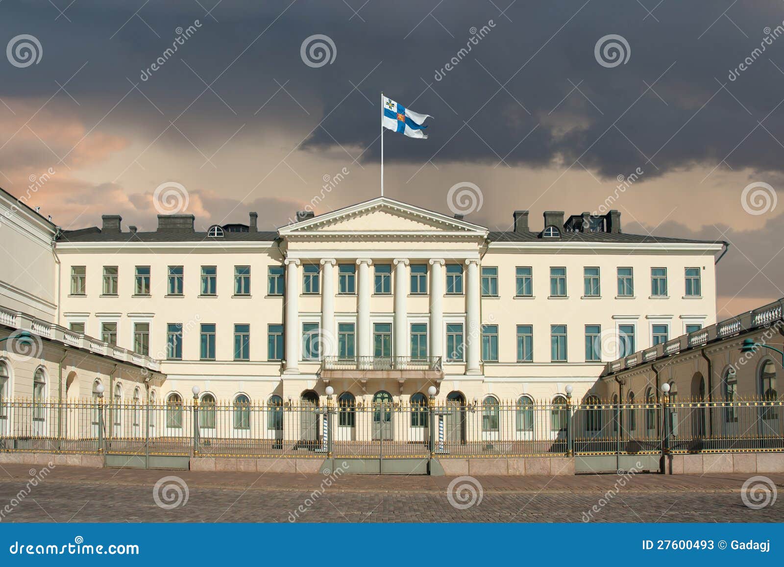 Palacio Presidencial, Helsinki, Finlandia Imagen de archivo - Imagen de ...