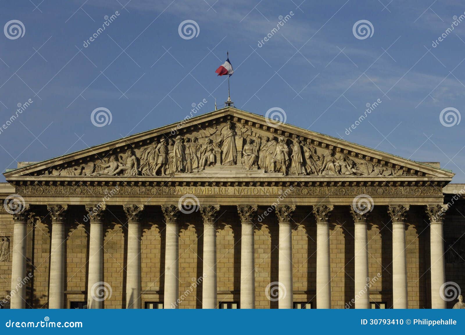 Palais Bourbon Di Le, Il Parlamento Francese a Parigi Fotografia Stock ...