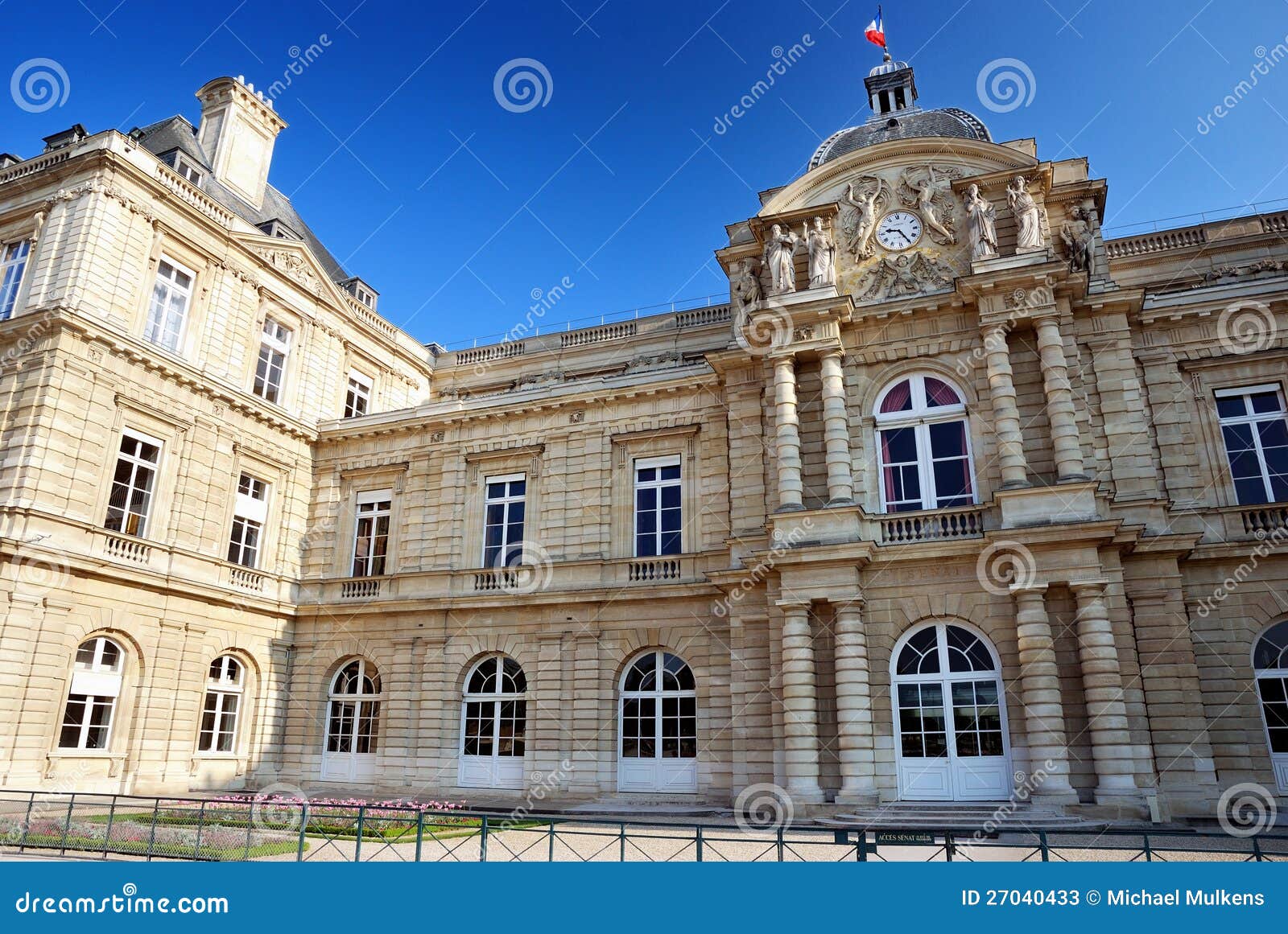 Palais Du Luxembourg, Paris Stock Image - Image of paris, palais: 27040433