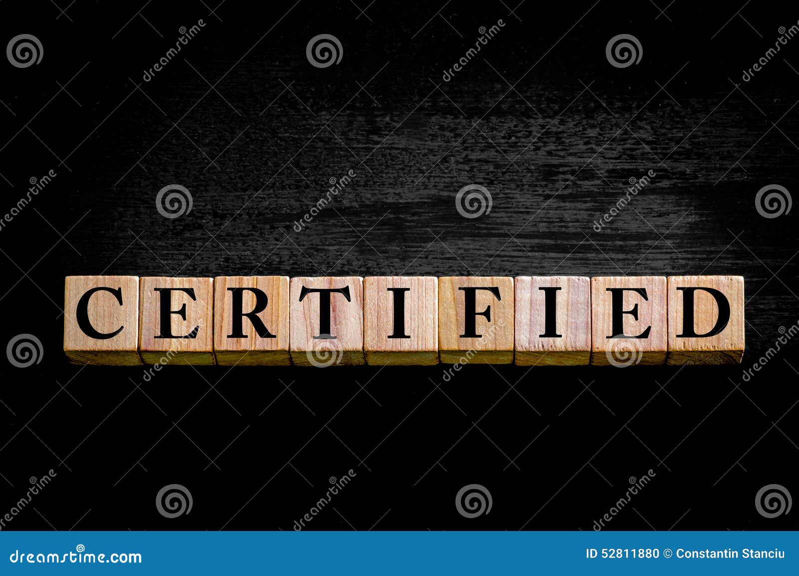 Palavra CERTIFICADA Isolada No Fundo Preto Foto de Stock - Imagem de ...