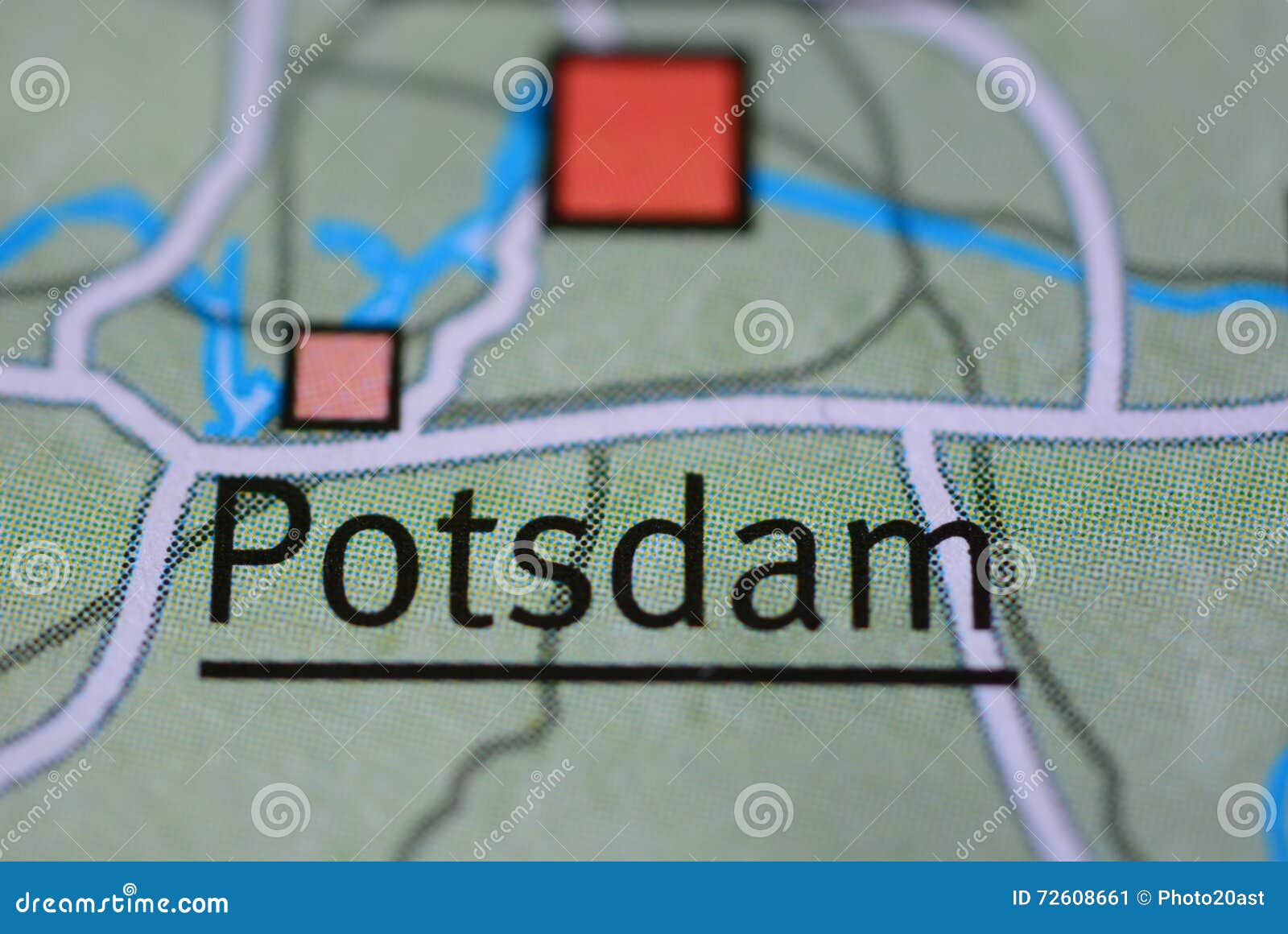 A palavra POTSDAM no mapa imagem de stock. Imagem de vista - 72608661