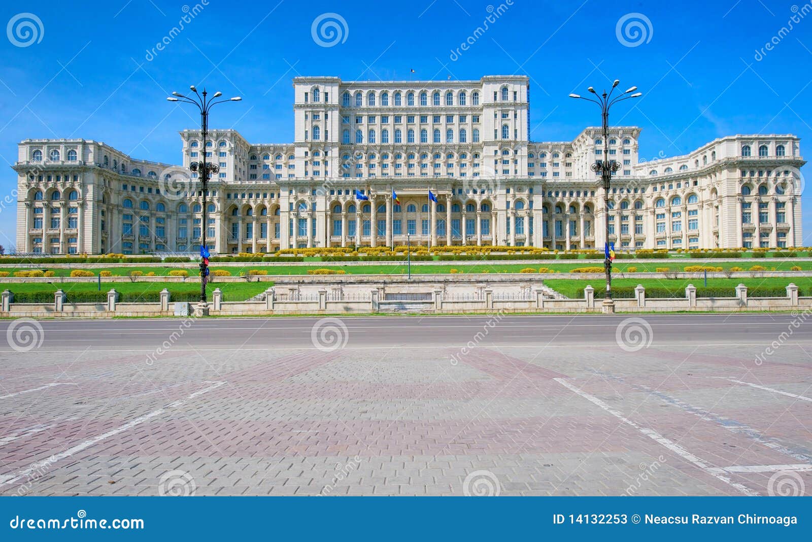 Palazzo Del Parlamento, Bucarest Immagine Stock - Immagine di casa ...