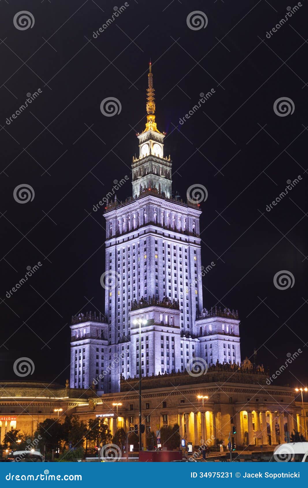 Palazzo Di Cultura E Di Scienza a Varsavia Immagine Stock - Immagine di ...