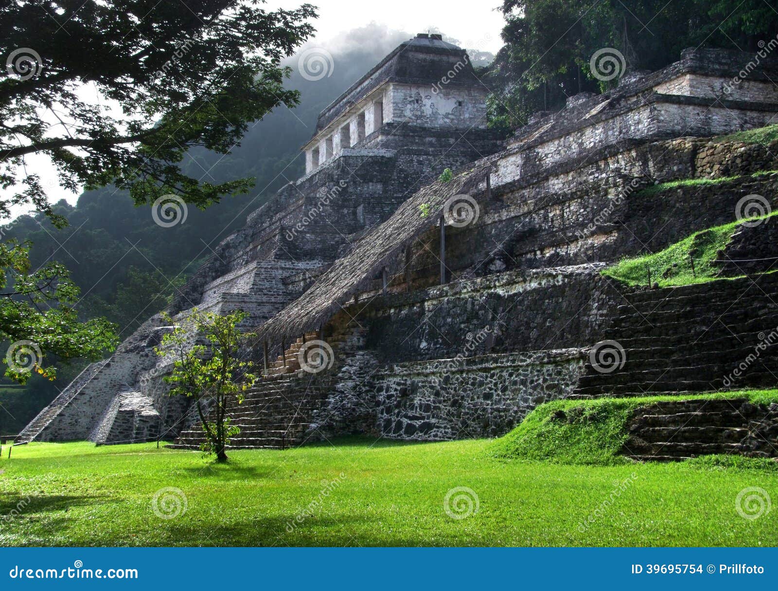 Palenque foto de archivo. Imagen de monumento, edificio - 39695754