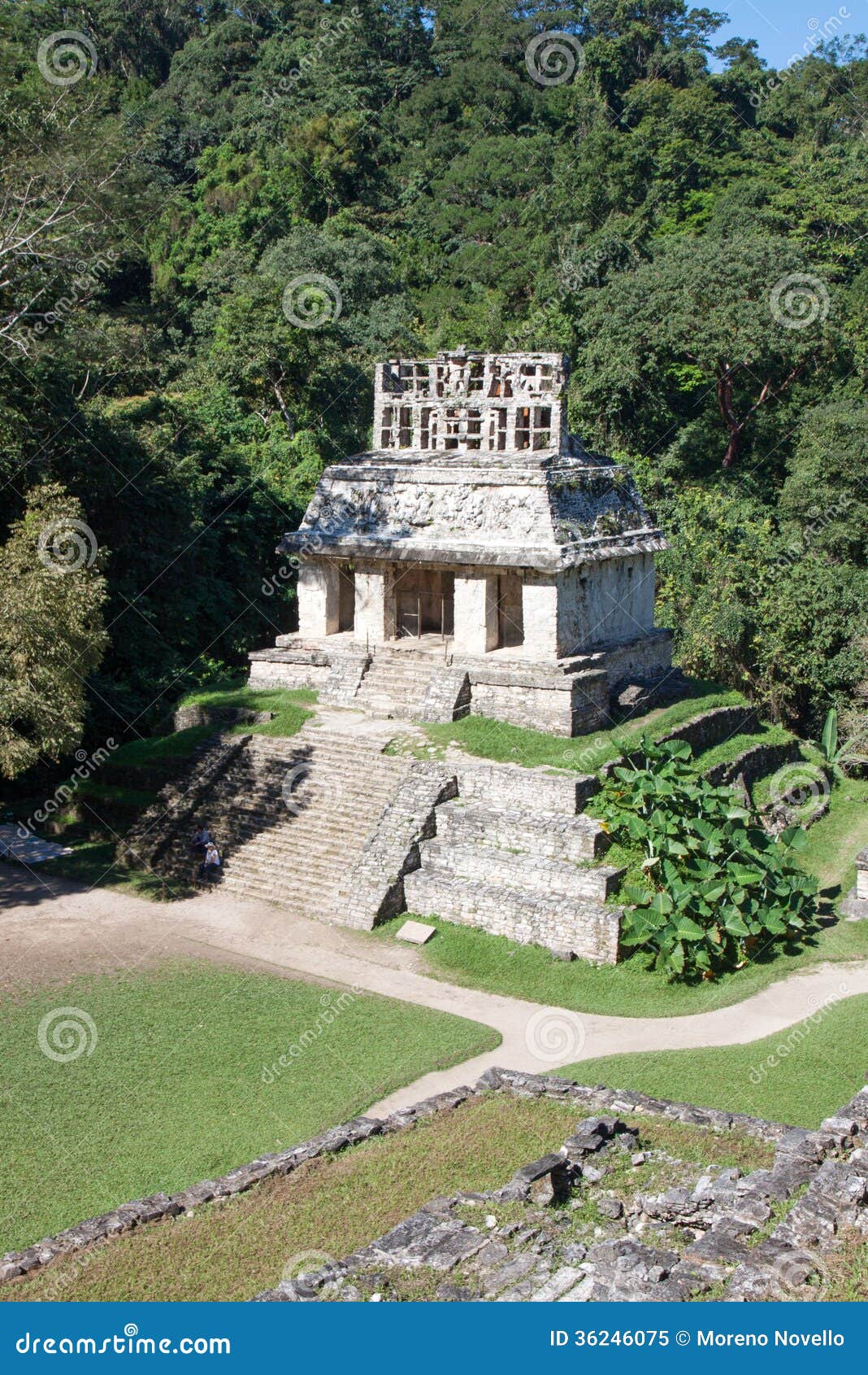 Palenque, Messico immagine stock. Immagine di monumento - 36246075