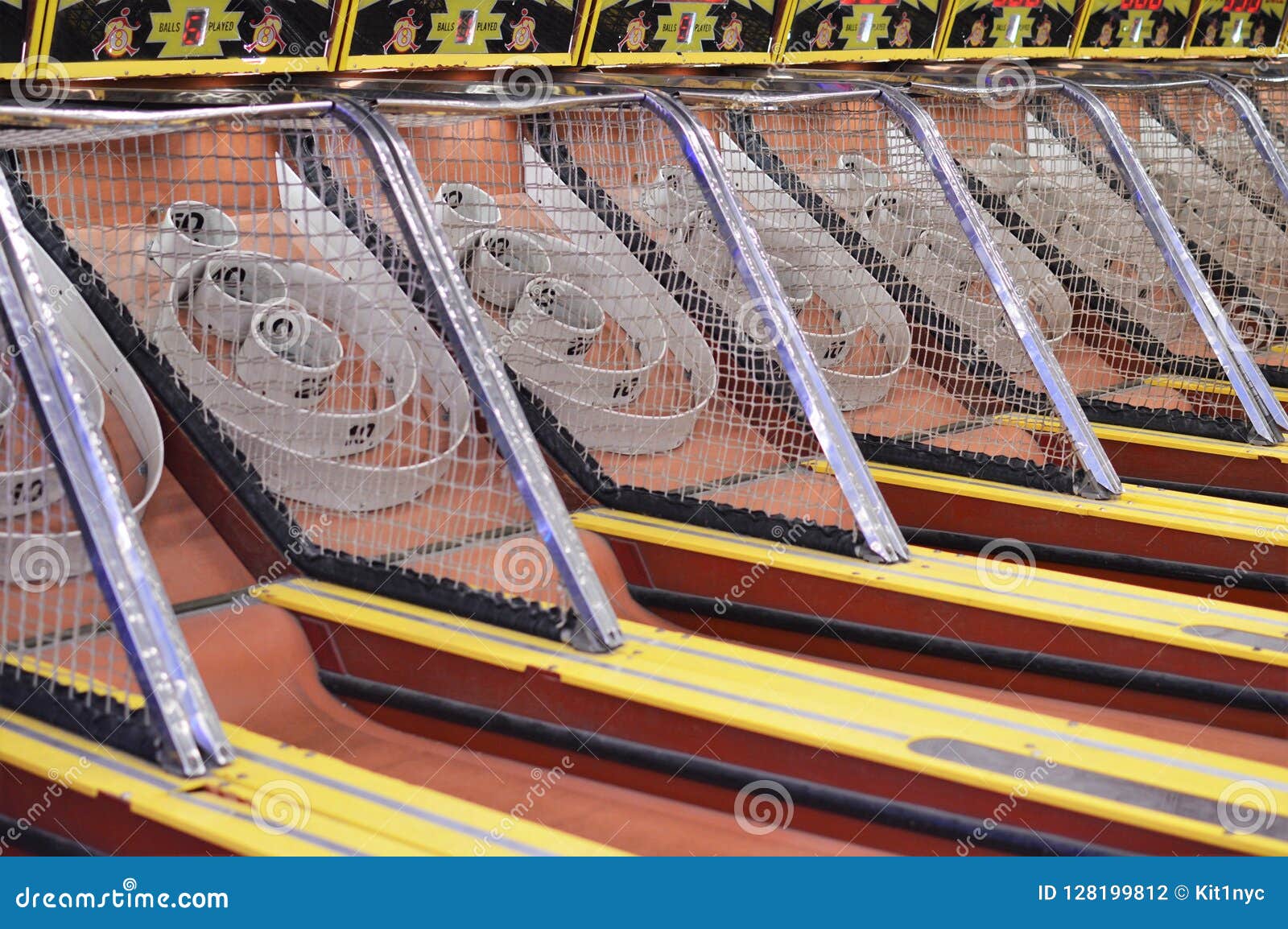 Palla Arcade Game Amusement Park Background Di Skee Fotografia Stock ...