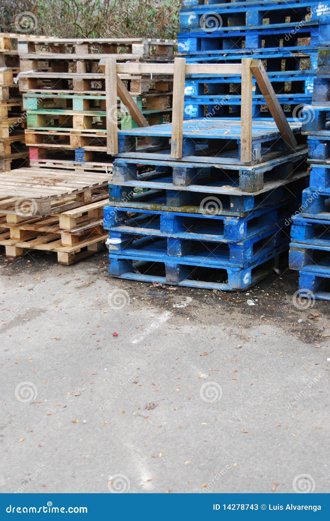 Pallets stock image. Image of distribution, color, brown - 14278743