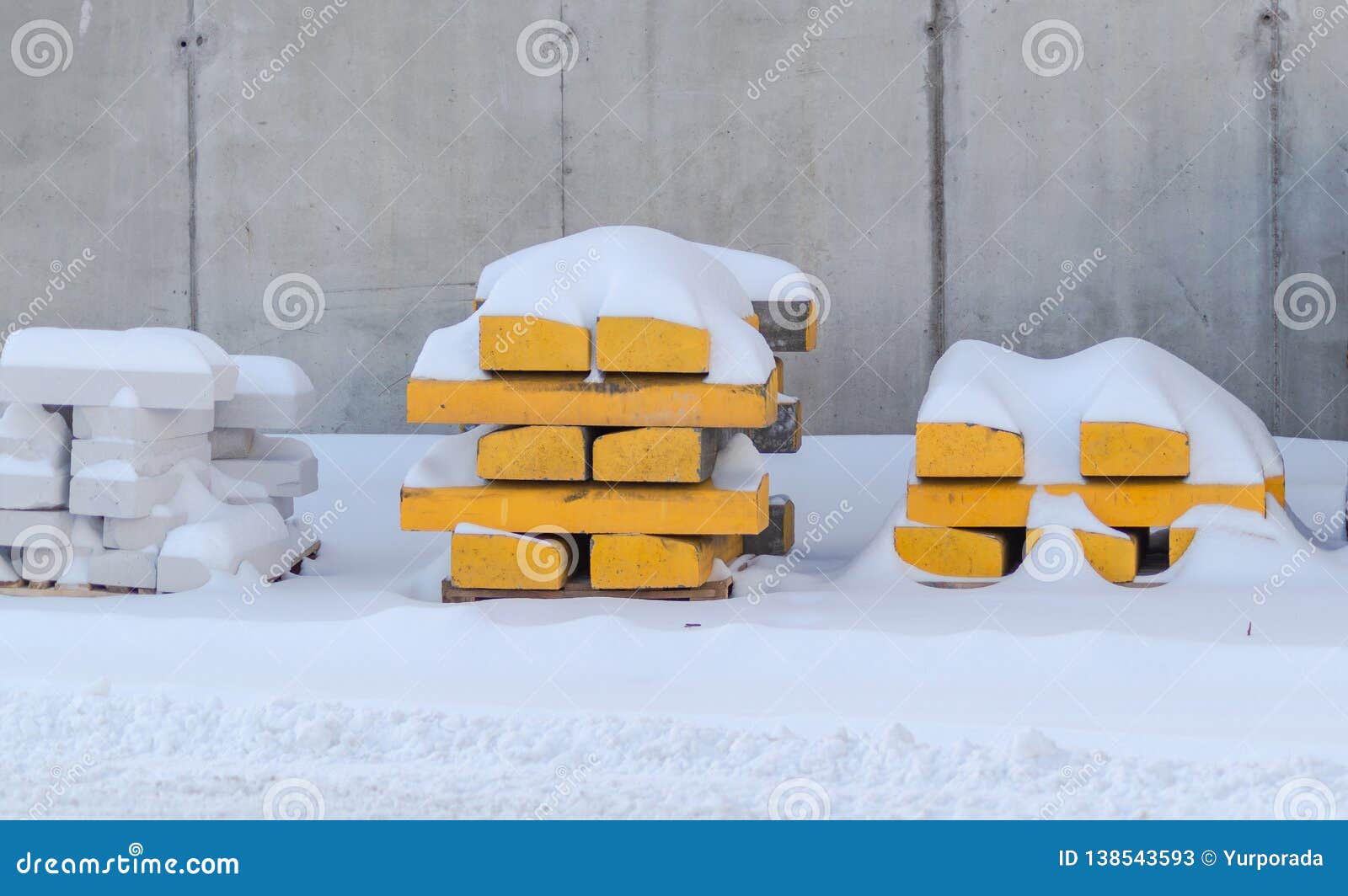 Pallets with Bricks in the Store. Racks of Brick Stock Image - Image of ...