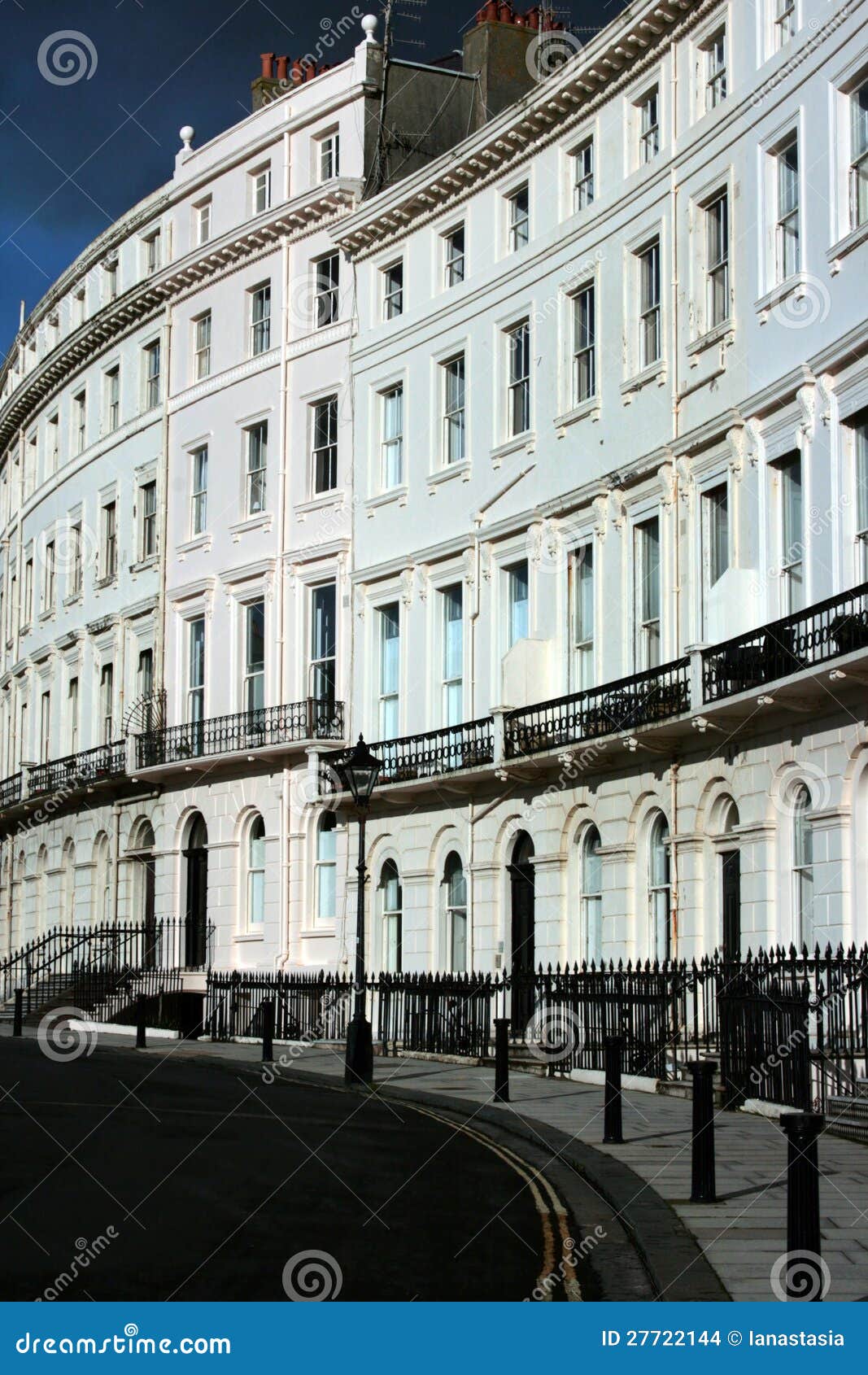 Palmeira Square, Brighton stock photo. Image of british - 27722144