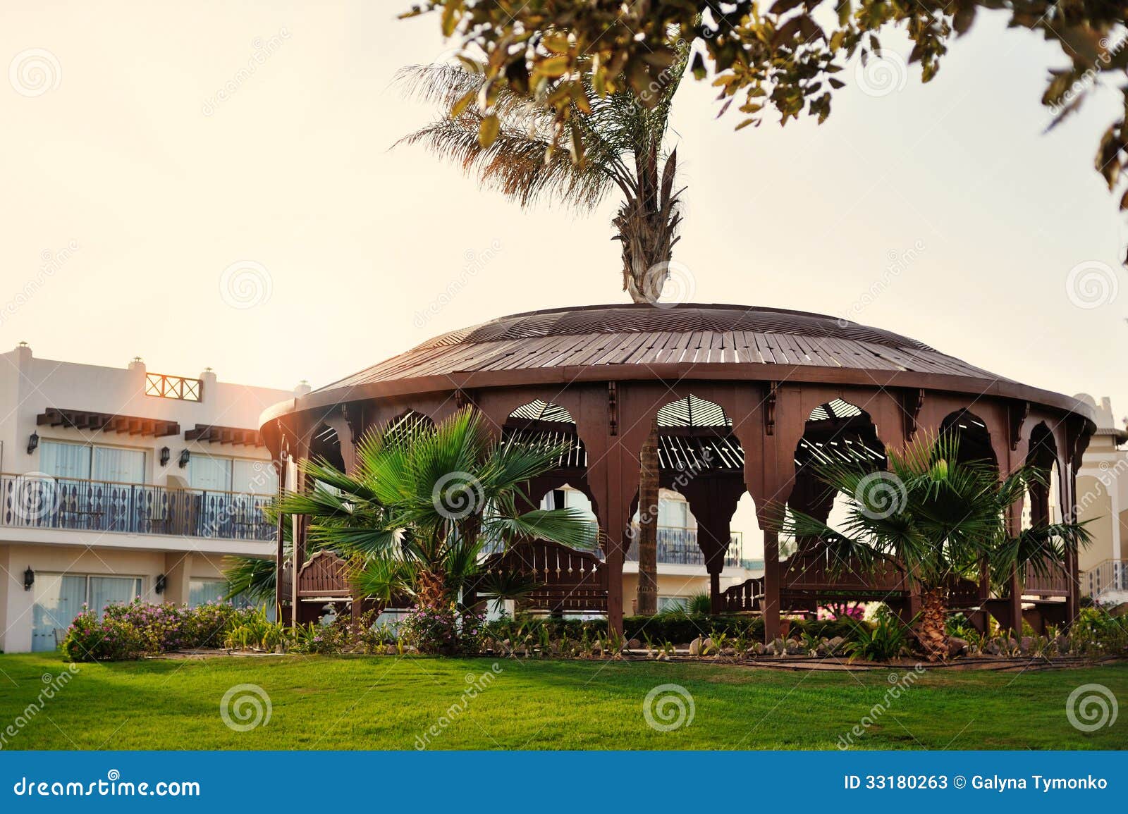 Palms and bungalow stock image. Image of sunshine, resort - 33180263
