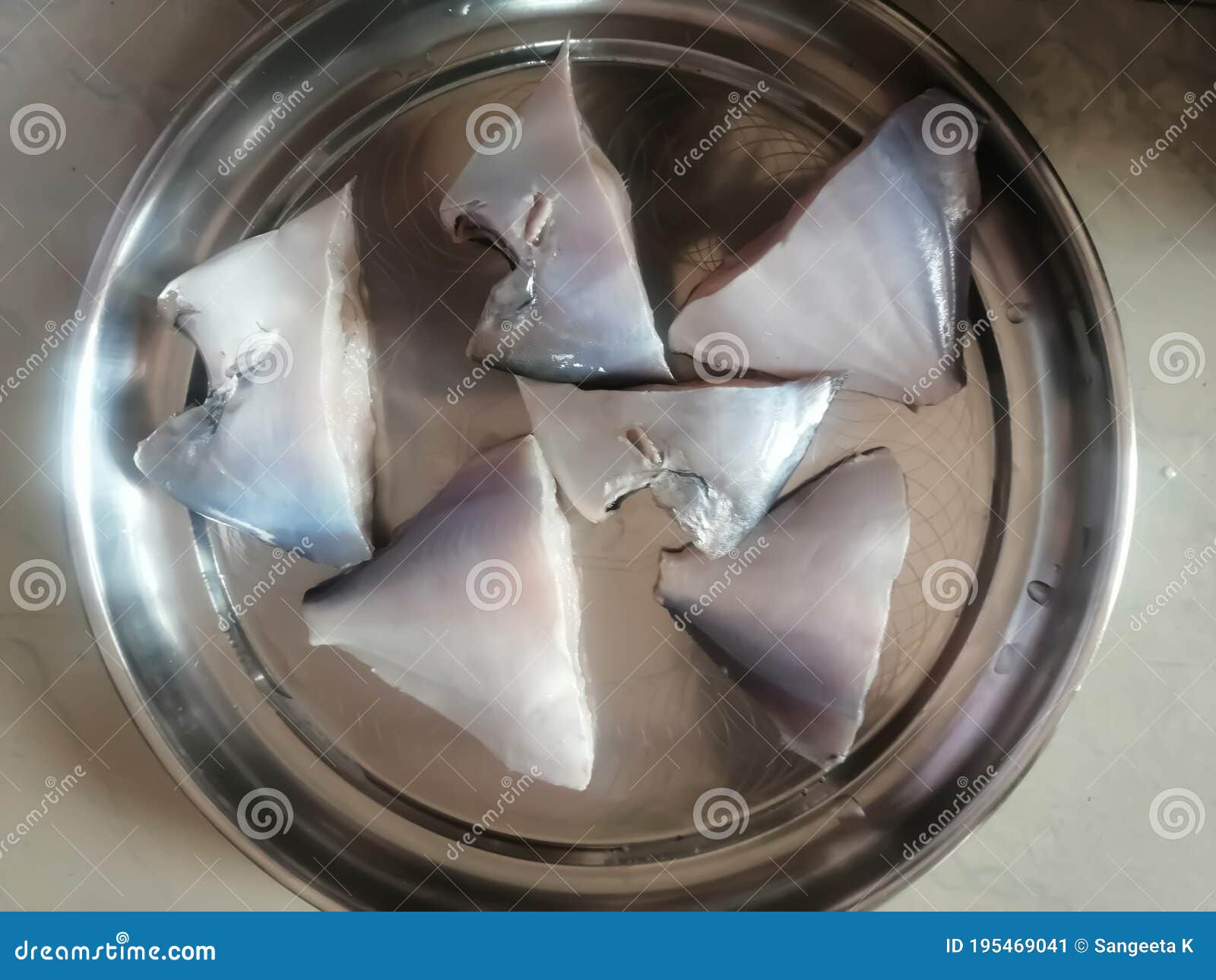 Pamplet Fish - Ready for Cooking of Pamplet Fish Pieces Stock Image ...