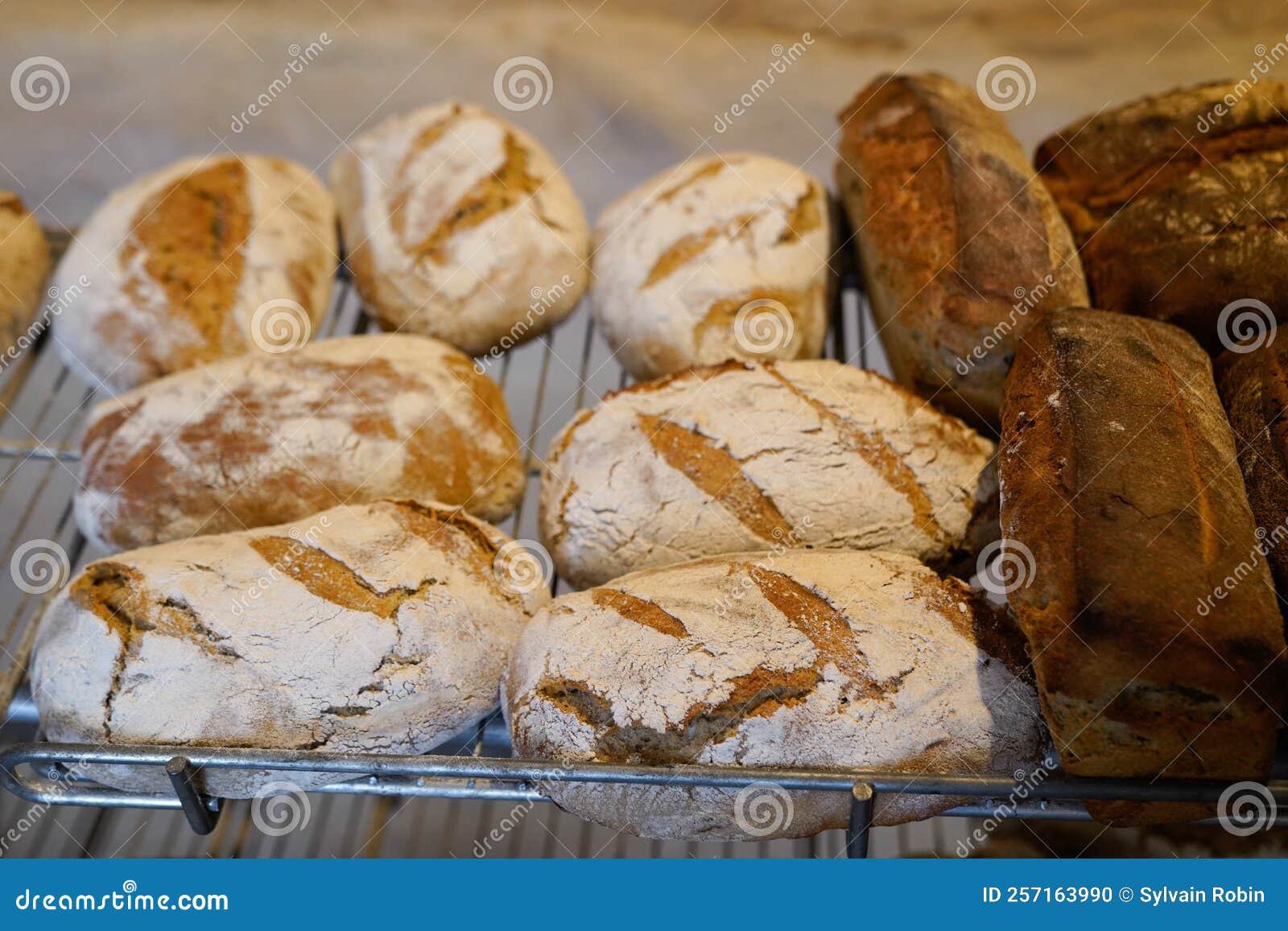 Pan Artesanal Pan De Pan De Masa Casera Foto de archivo - Imagen de ...