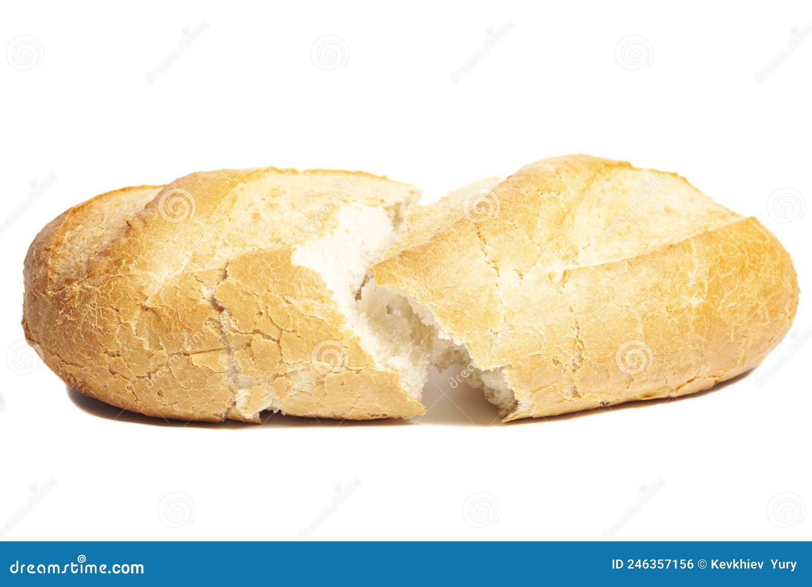 Pan Blanco Roto Aislado En Blanco Foto de archivo - Imagen de ...