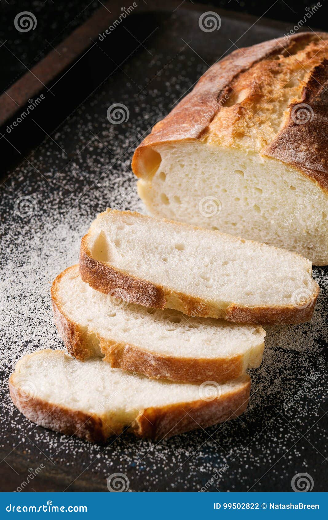 Pan Cocido Fresco Del Trigo Foto de archivo - Imagen de almuerzo ...