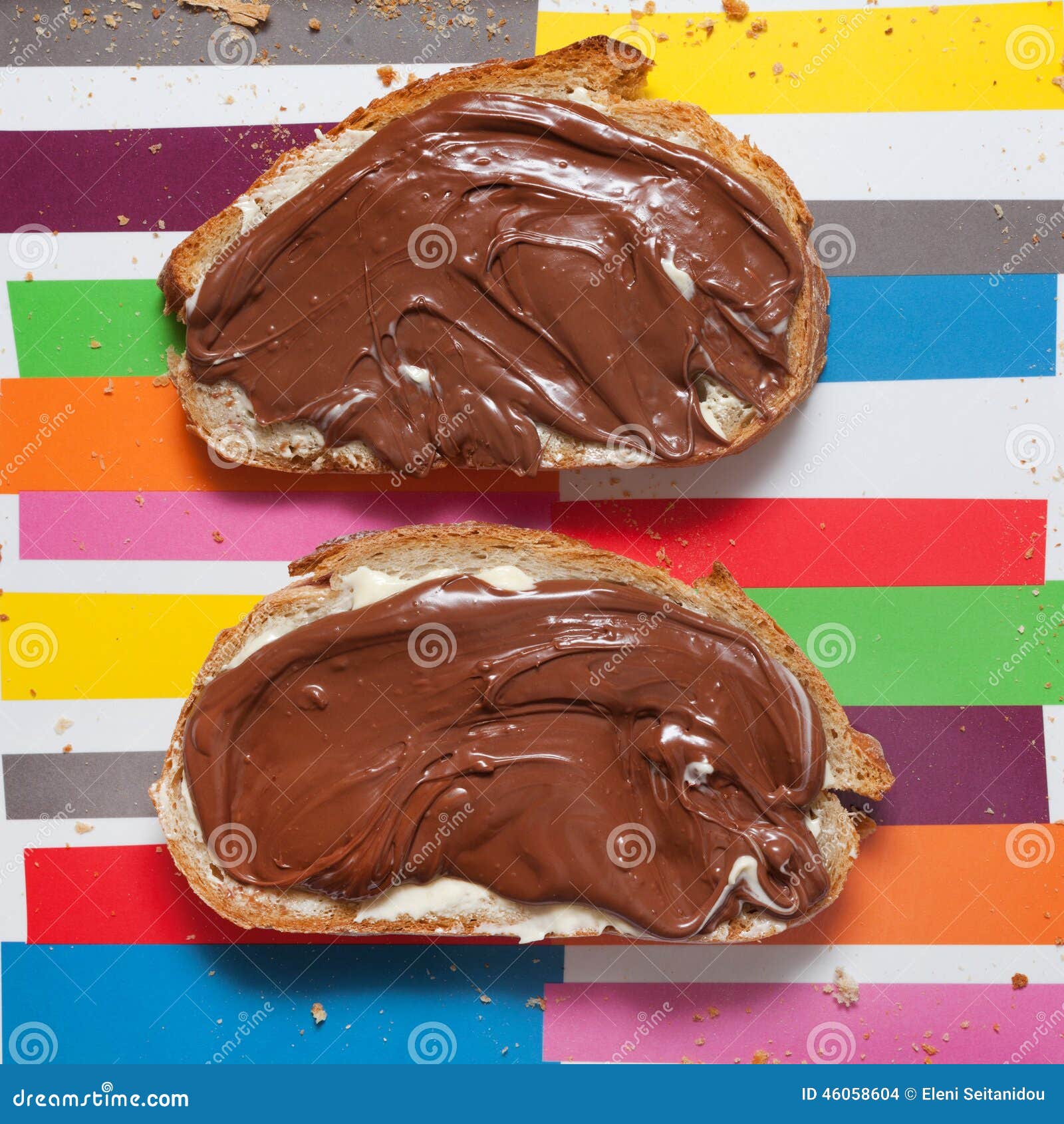 Pan Con Crema Del Chocolate Foto de archivo - Imagen de cremoso ...