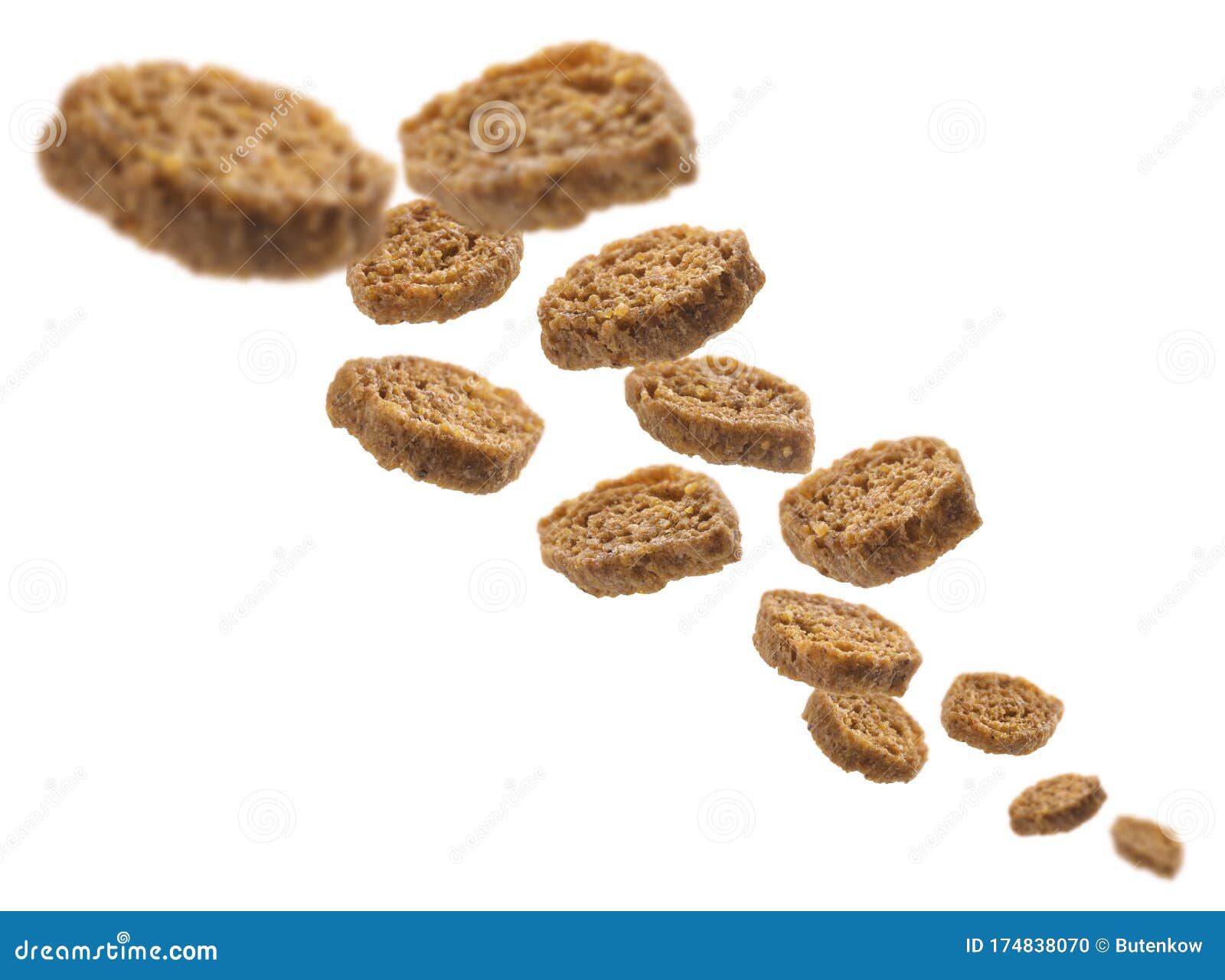 Pan Croutons Levitar Sobre Un Fondo Blanco Foto de archivo - Imagen de ...