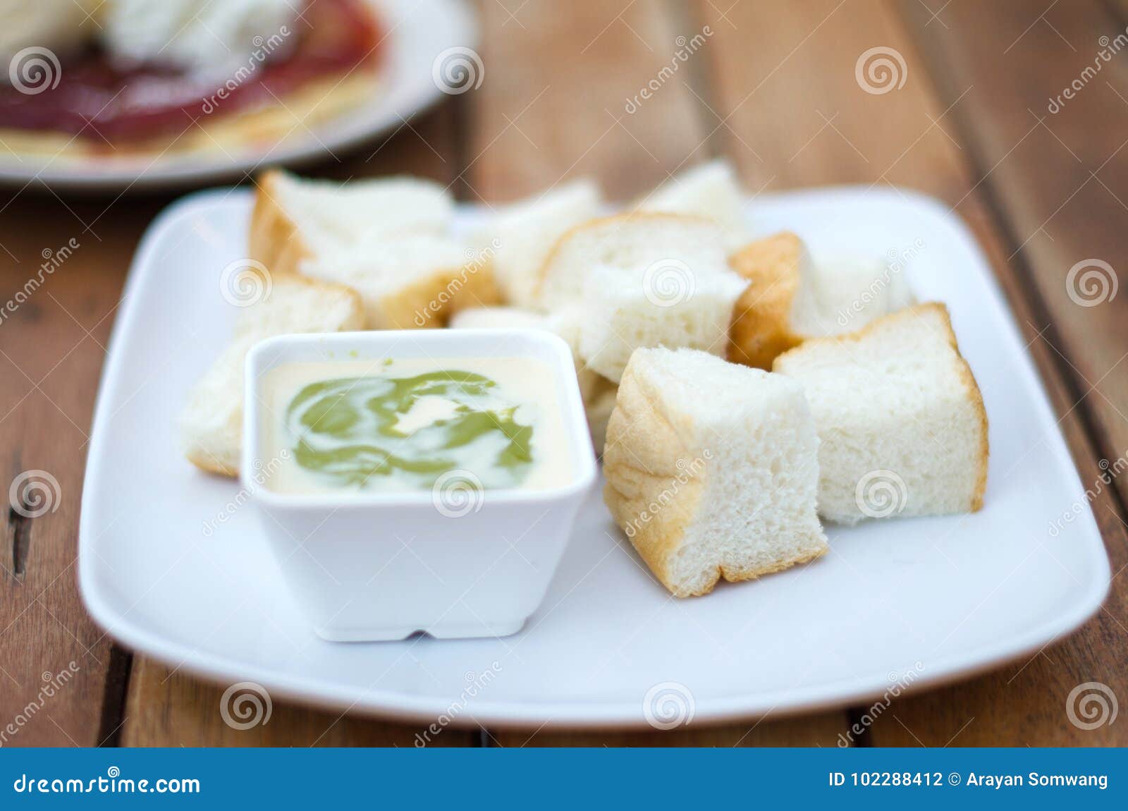 Pan de las natillas foto de archivo. Imagen de delicioso - 102288412