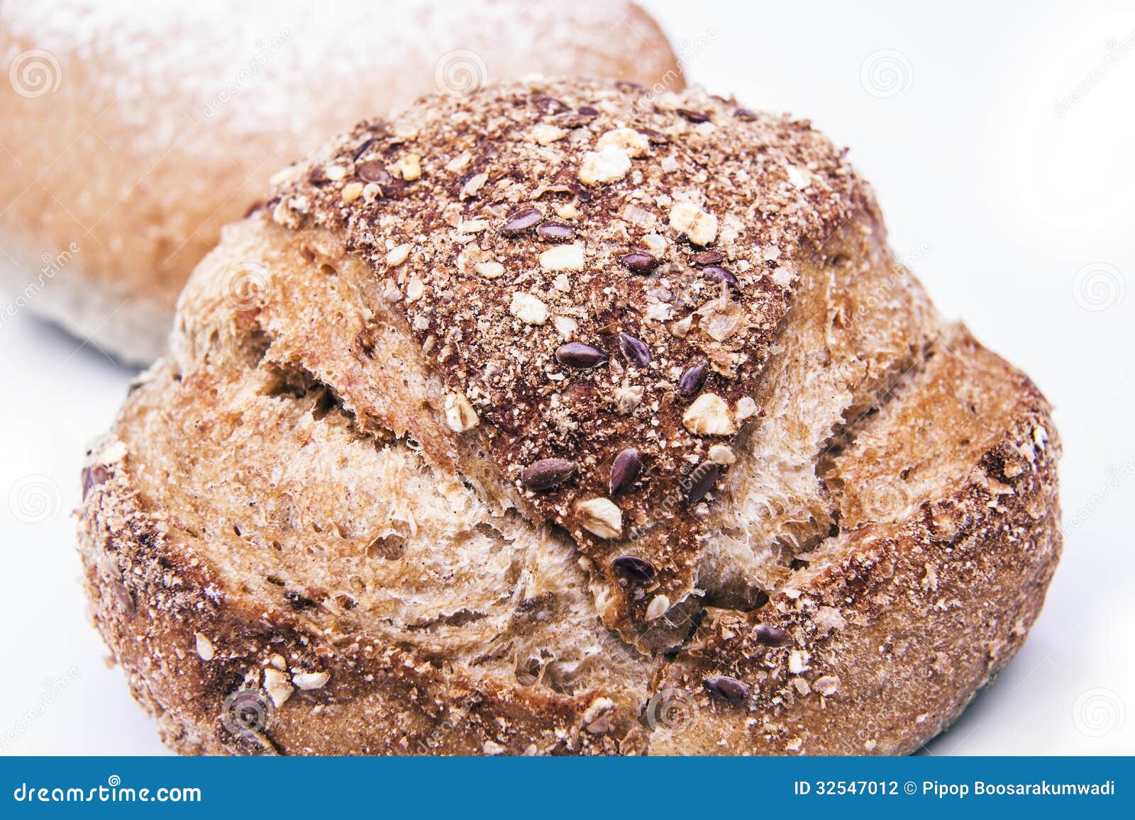 Pan De Panes Grande En El Fondo Blanco. Foto de archivo - Imagen de ...