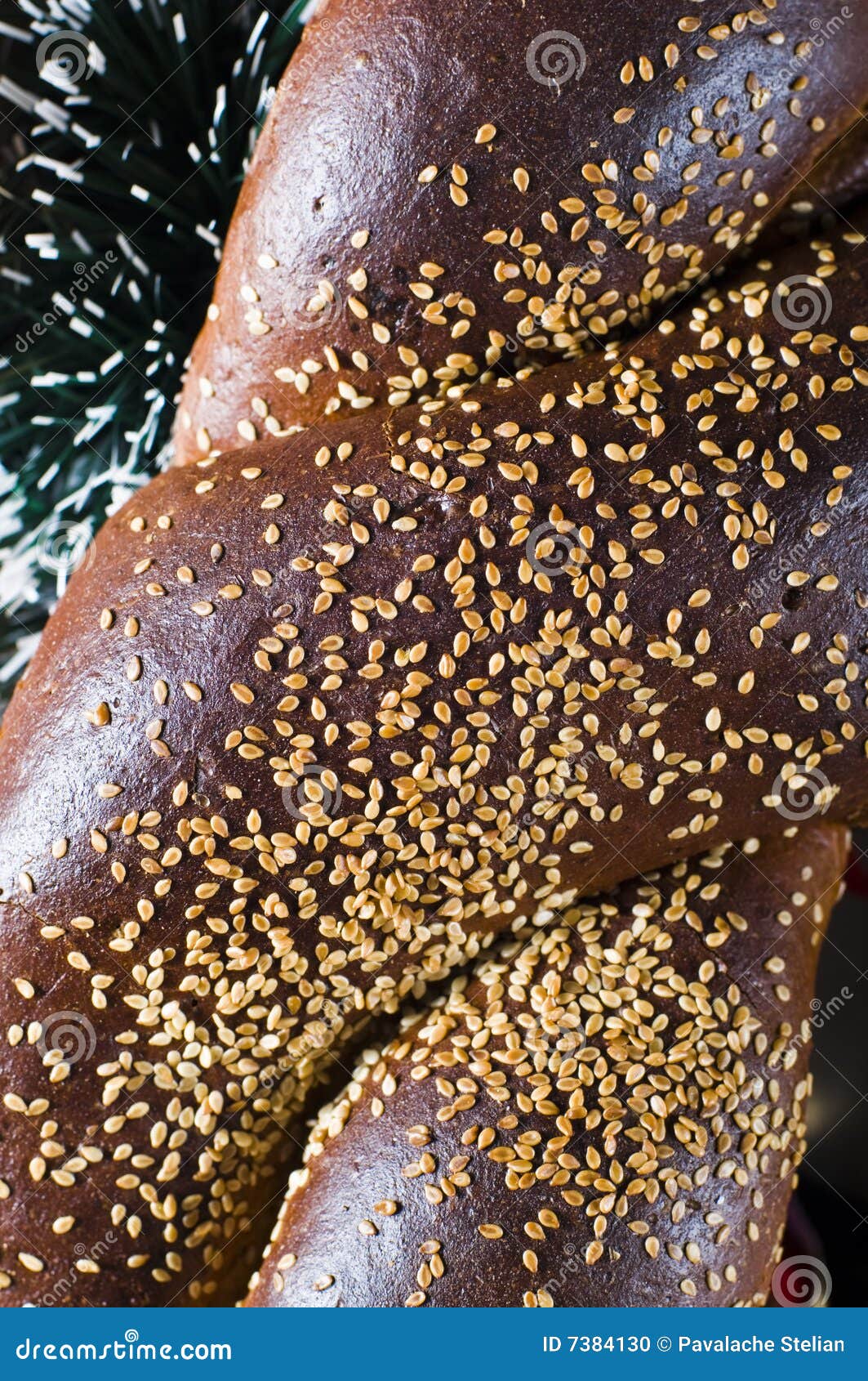 Pan del pan torcido foto de archivo. Imagen de torcedura - 7384130