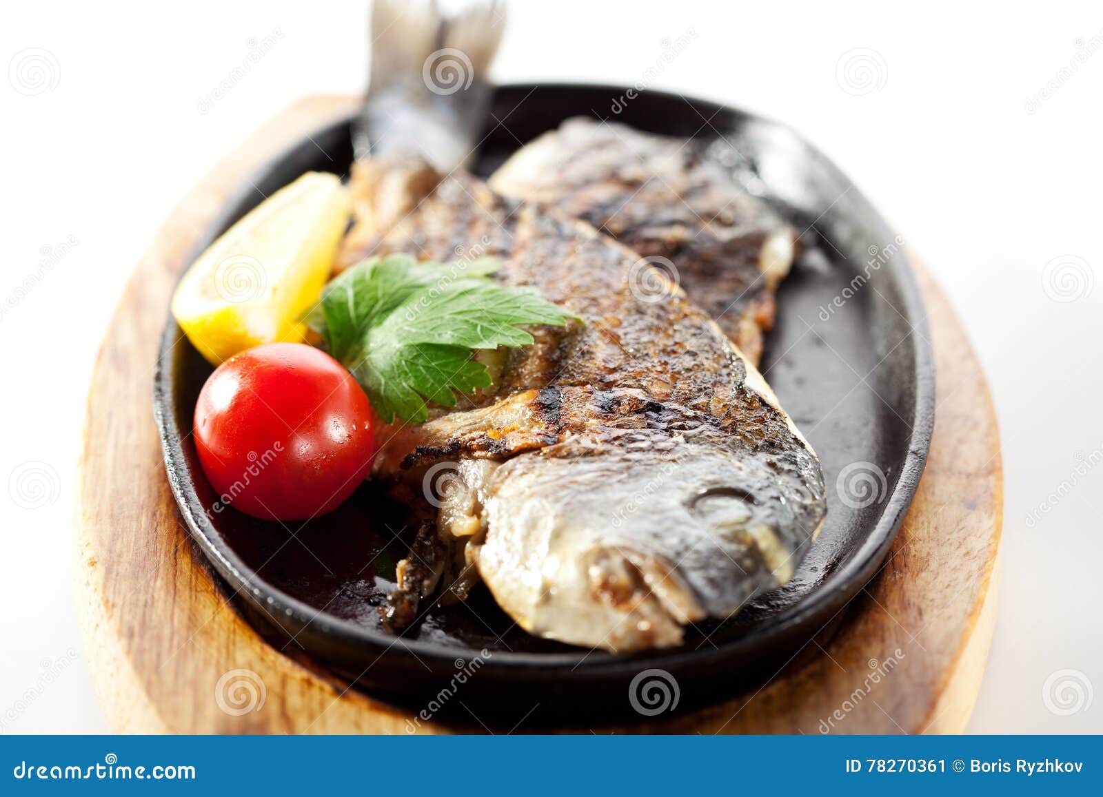 Pan-Fried Gilt Head Bream stock image. Image of gourmet - 78270361