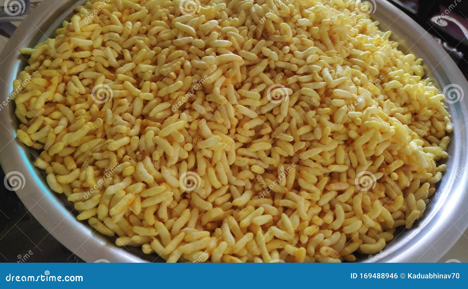 A Pan Full of Fried Puffed Rice Grains Stock Photo - Image of rice ...