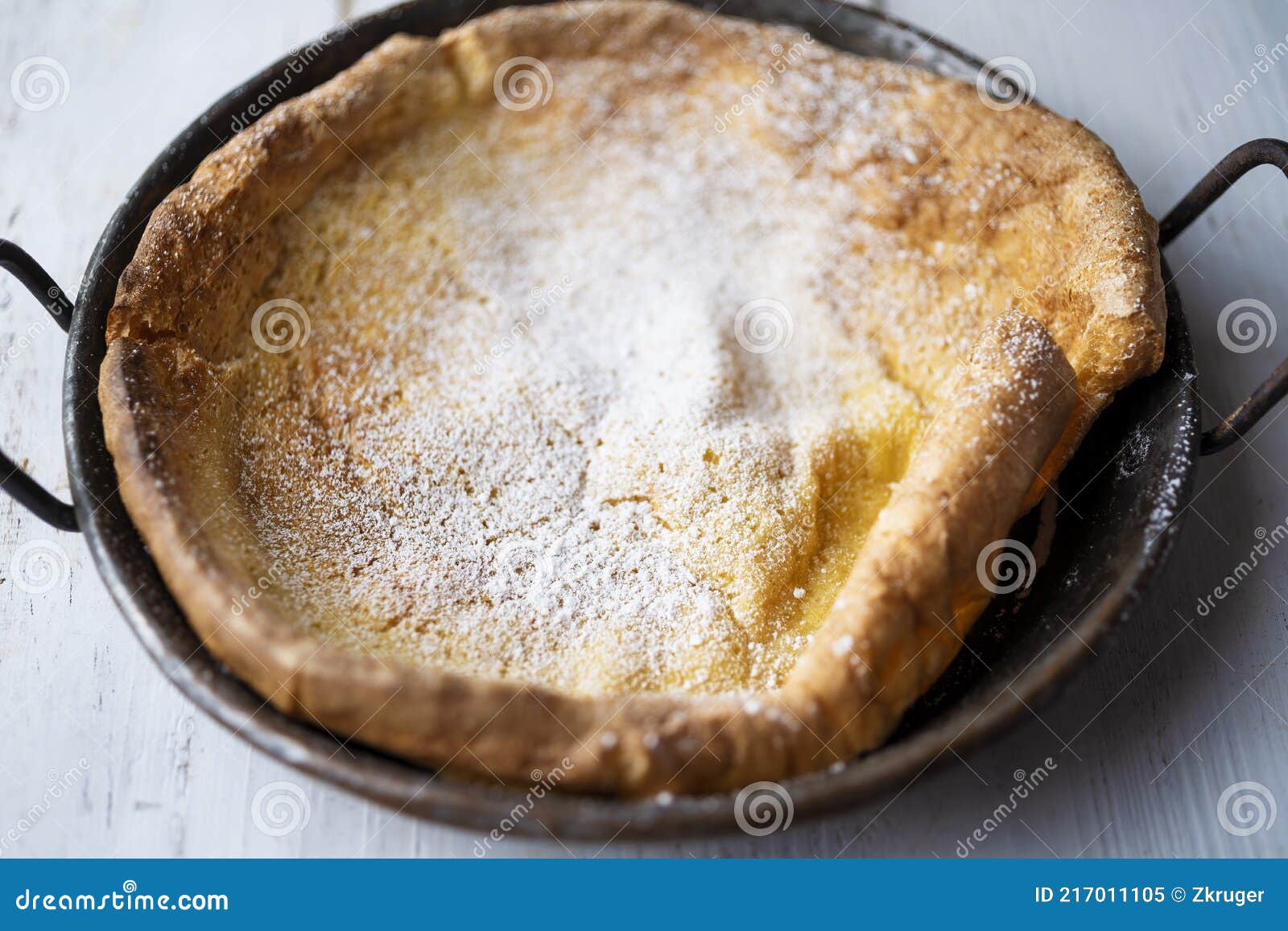 Pan of German Pancake Dutch Baby Stock Image - Image of meal, european ...