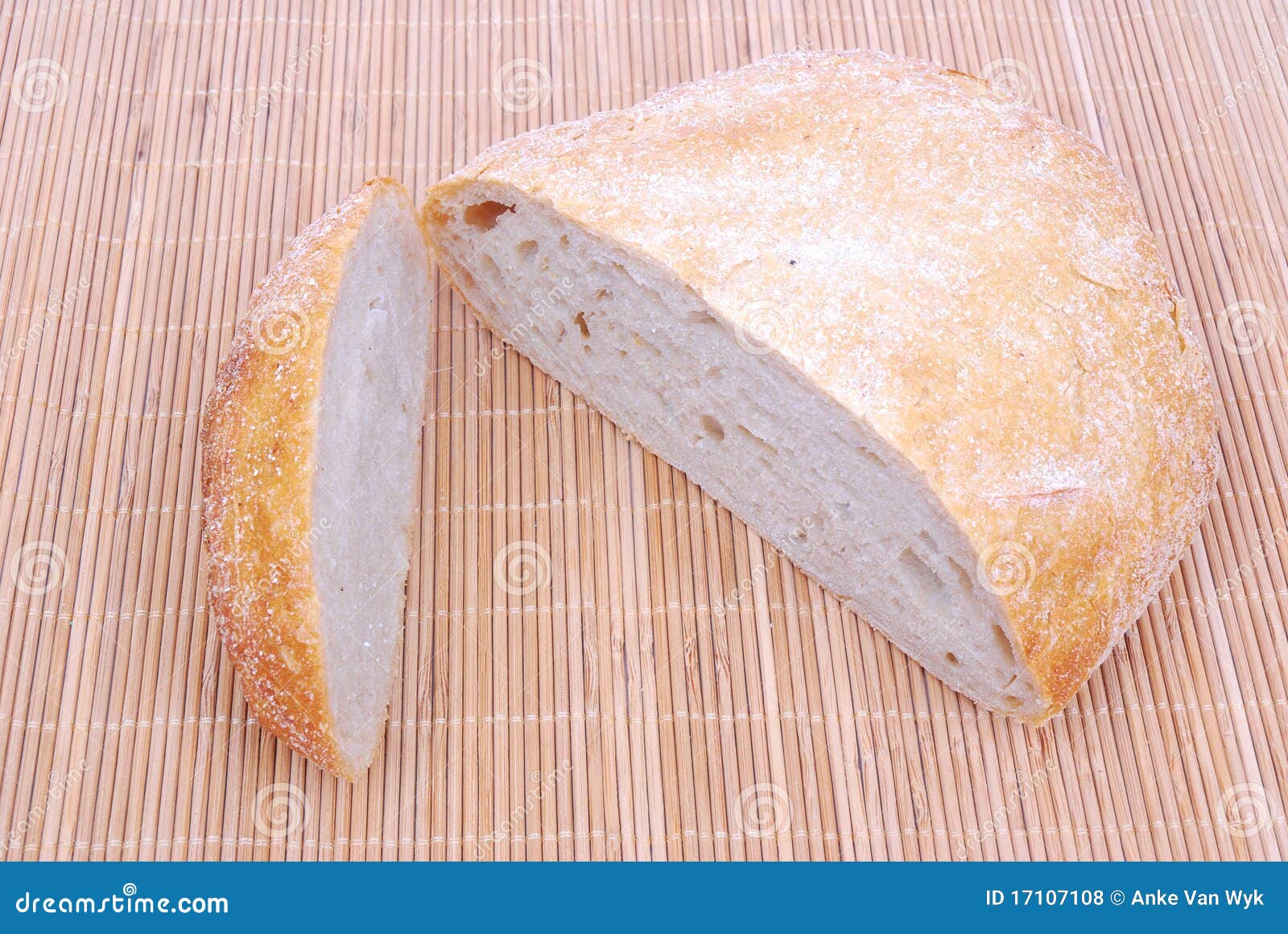 Pan italiano de Ciabatta foto de archivo. Imagen de horizontal - 17107108