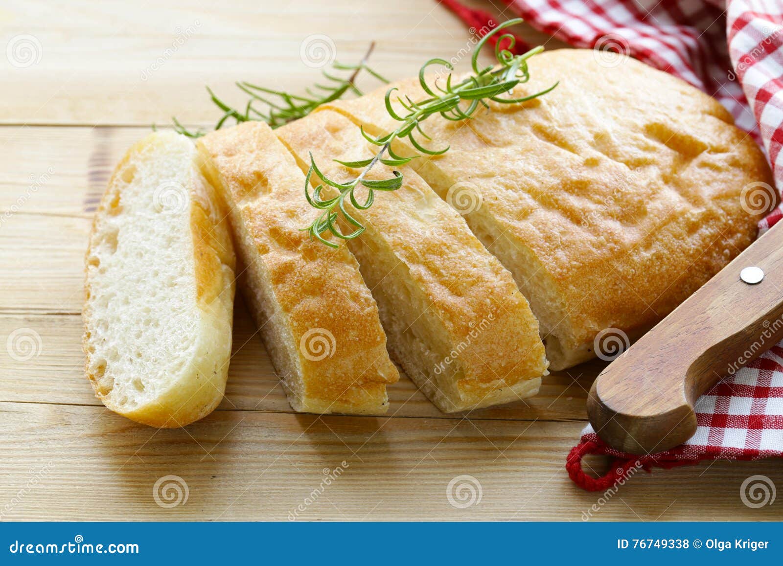 Pan Italiano Tradicional Del Ciabatta Foto de archivo - Imagen de ...