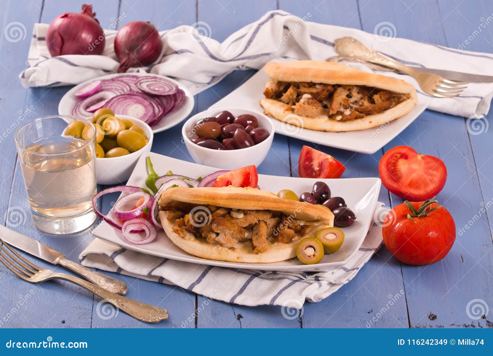 Pan Pita griego imagen de archivo. Imagen de pasteles - 116242349