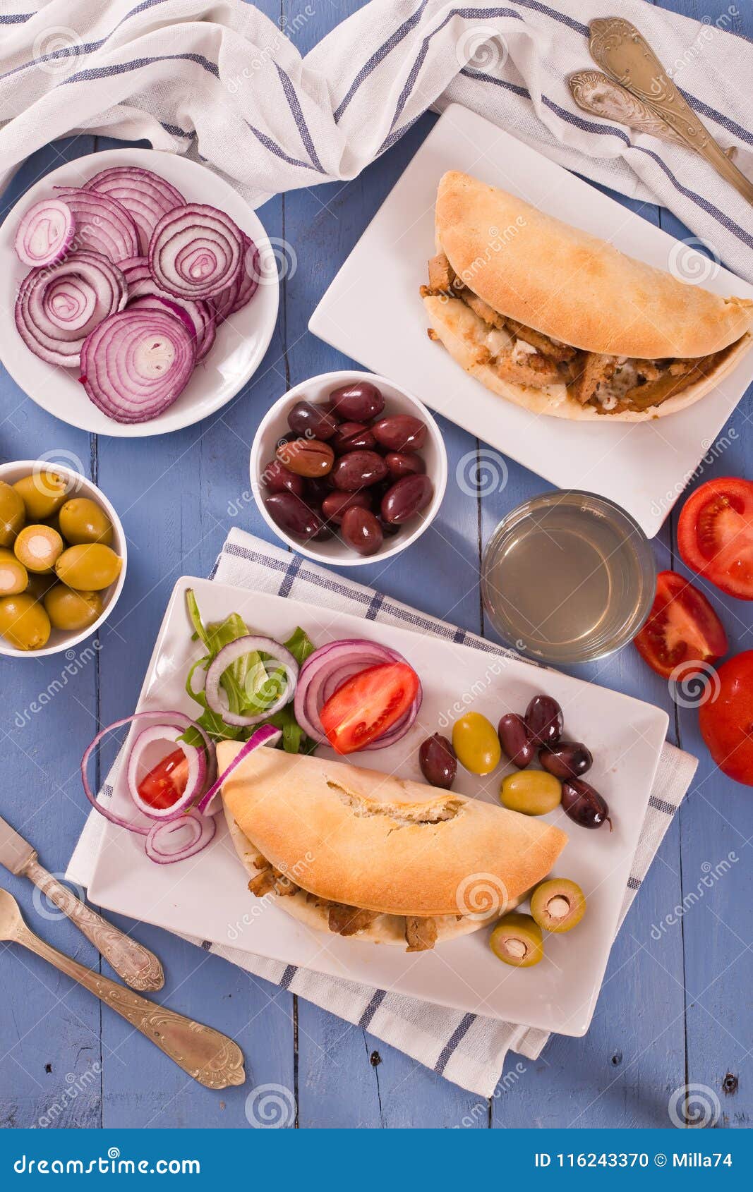 Pan Pita griego foto de archivo. Imagen de hoja, nita - 116243370