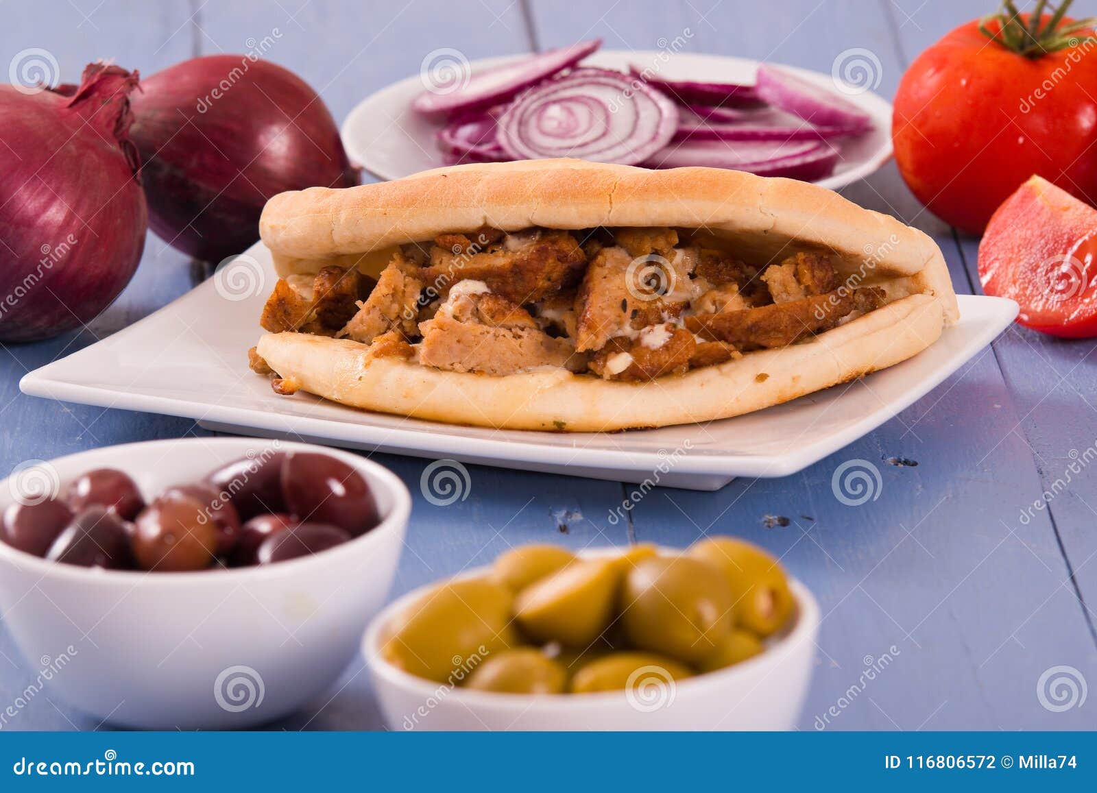 Pan Pita griego foto de archivo. Imagen de cerdo, pasta - 116806572