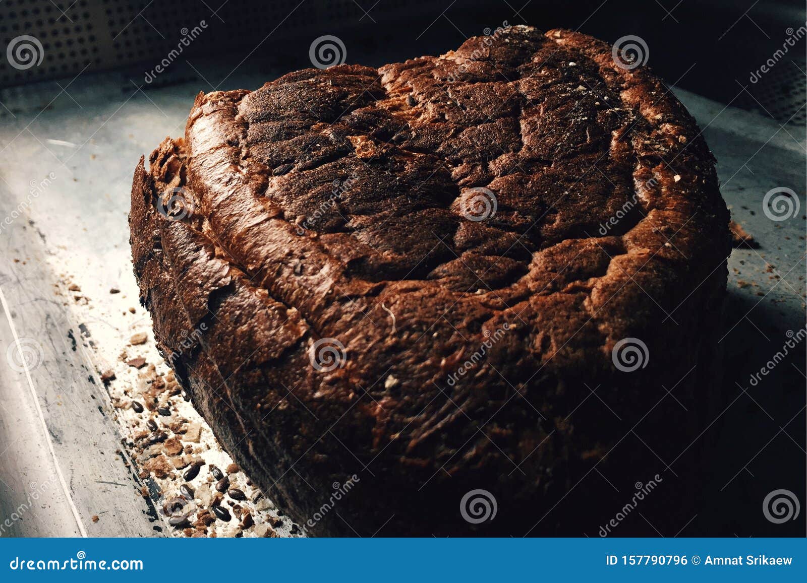 Pan quemado foto de archivo. Imagen de quemadura, alimento - 157790796