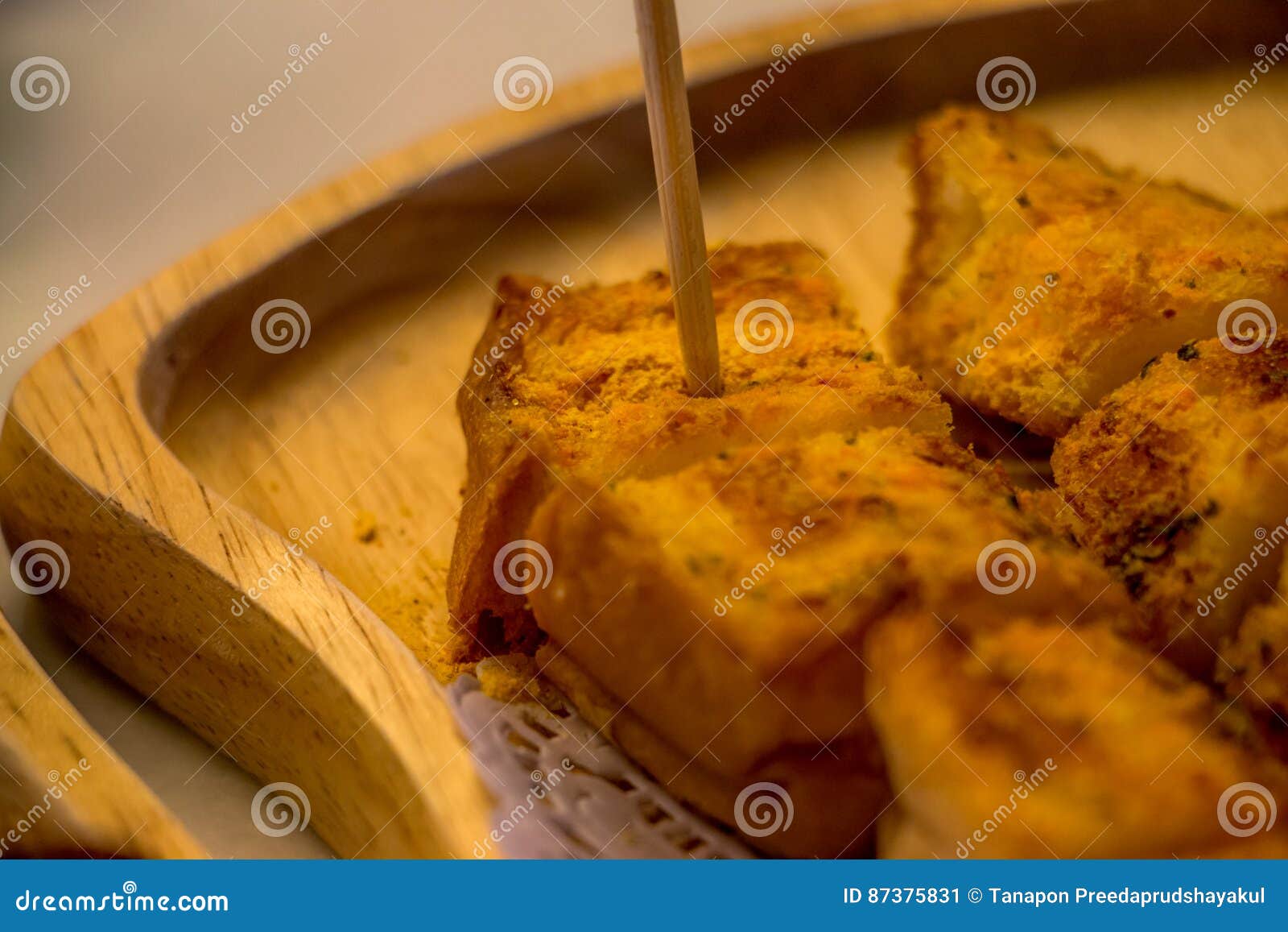 Pan rematado con mayonesa imagen de archivo. Imagen de cierre - 87375831