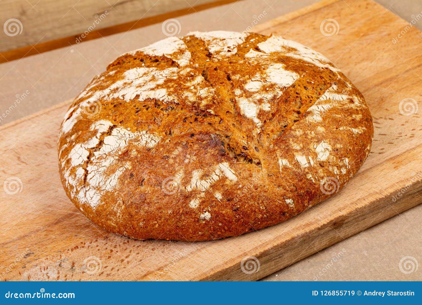 Pan sabroso hecho en casa imagen de archivo. Imagen de casero - 126855719