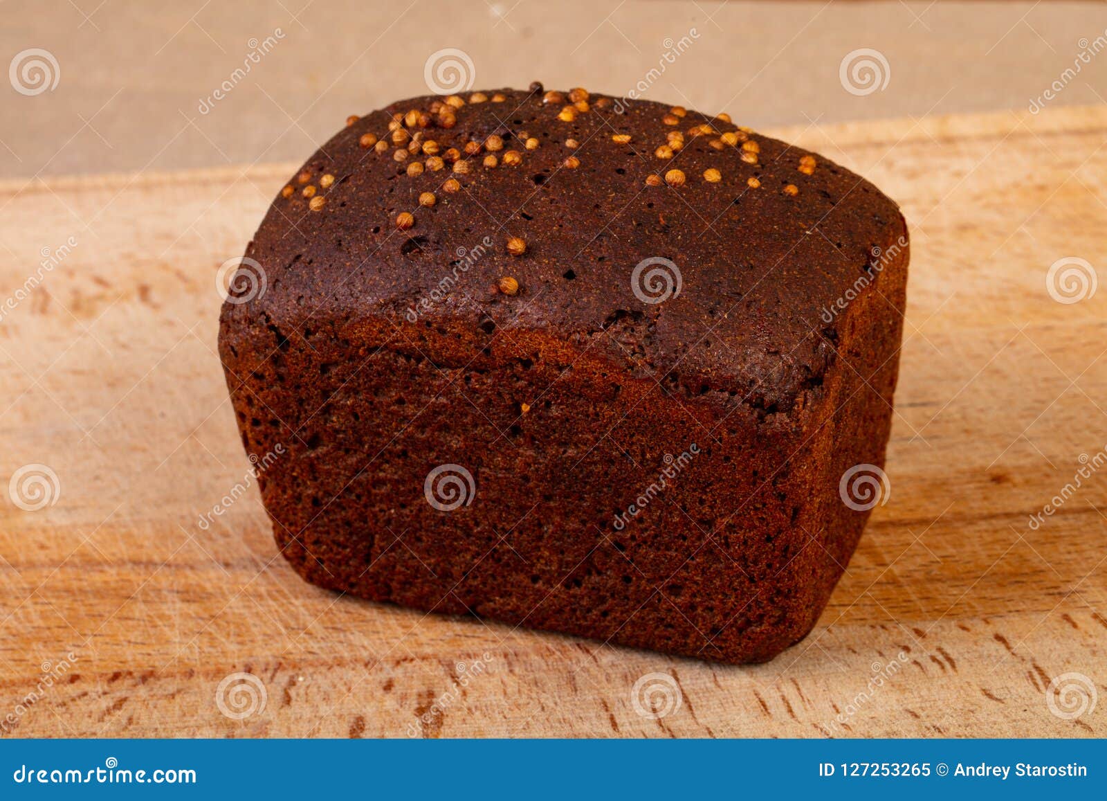 Pan sabroso hecho en casa imagen de archivo. Imagen de dieta - 127253265